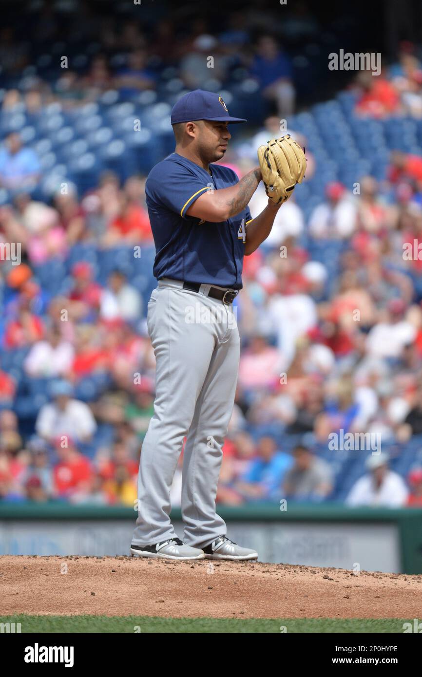 Milwaukee Brewers pitcher Junior Guerra (41) during game against the ...