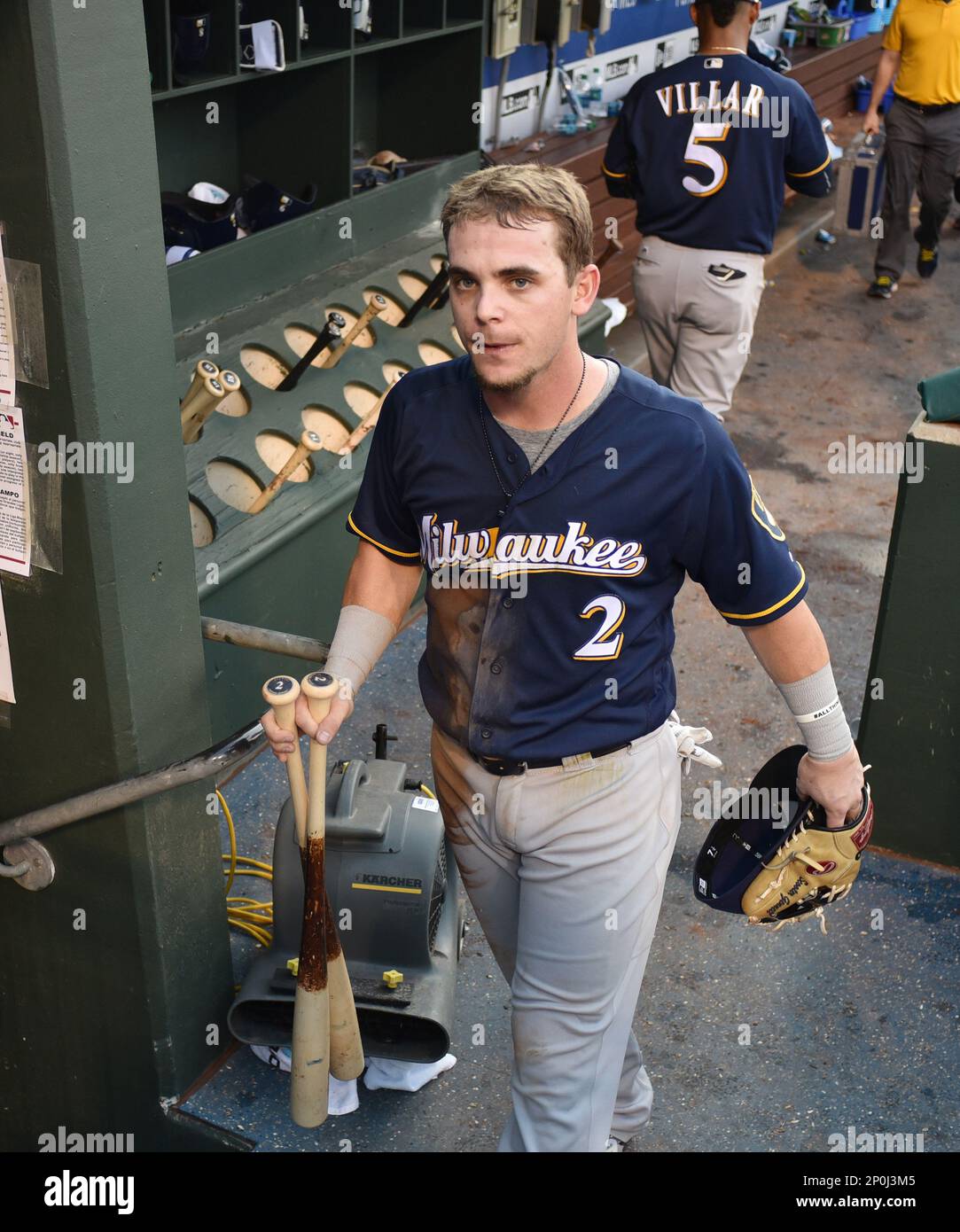 Milwaukee Brewers infielder Scooter Gennett (2) during game against the ...
