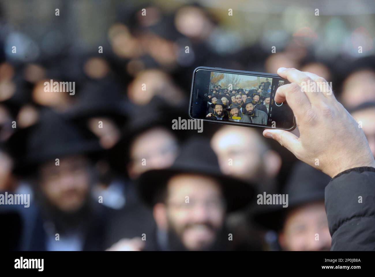 Photo by: Dennis Van Tine/STAR MAX/IPx11/27/16Thousands of bearded ...