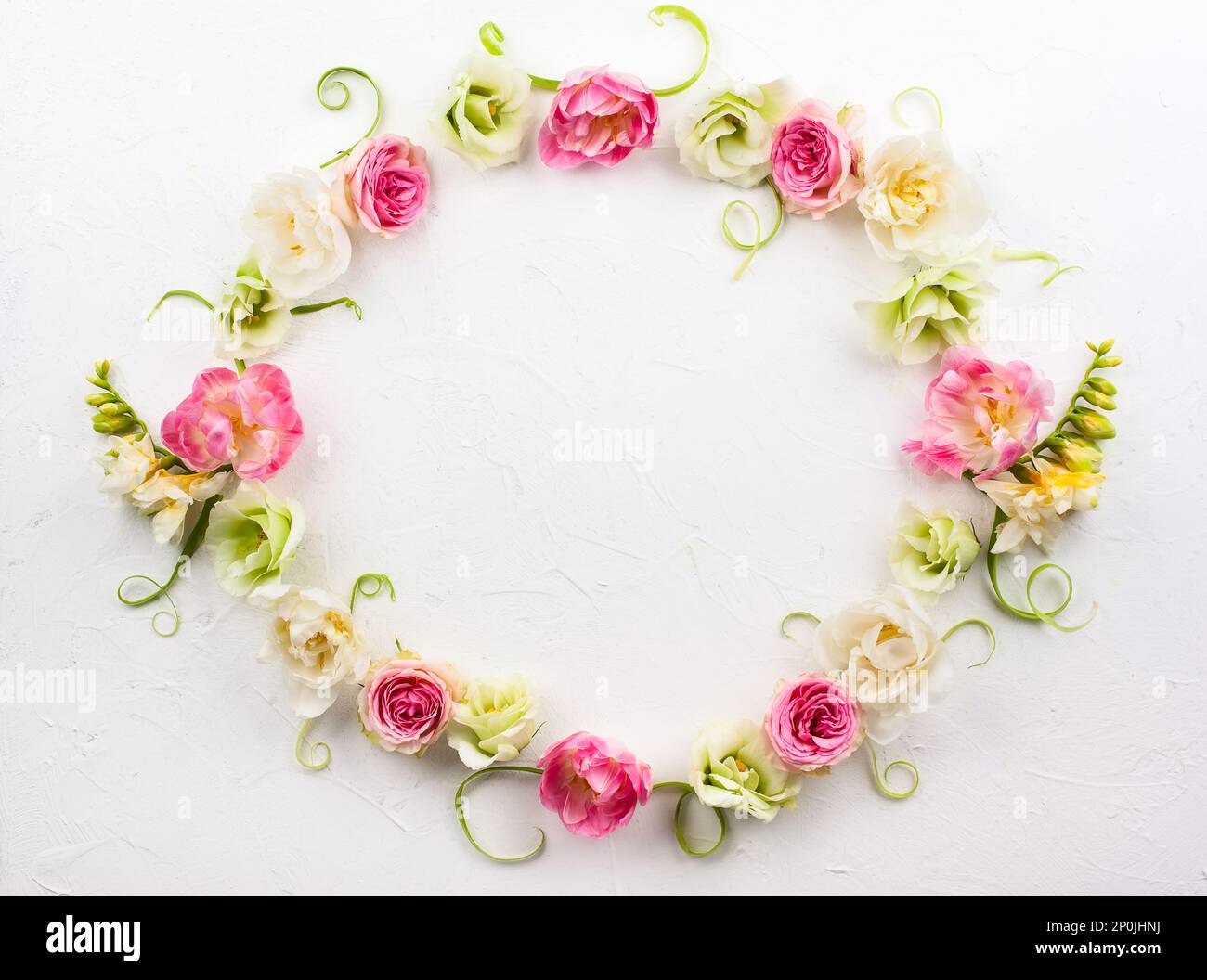 Overhead spring flower hi-res stock photography and images - Alamy