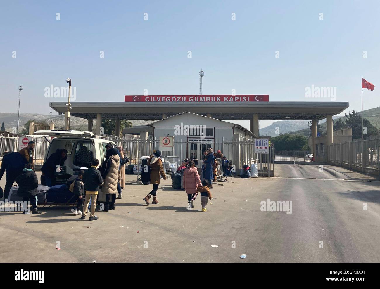 Enter syria hi-res stock photography and images - Alamy