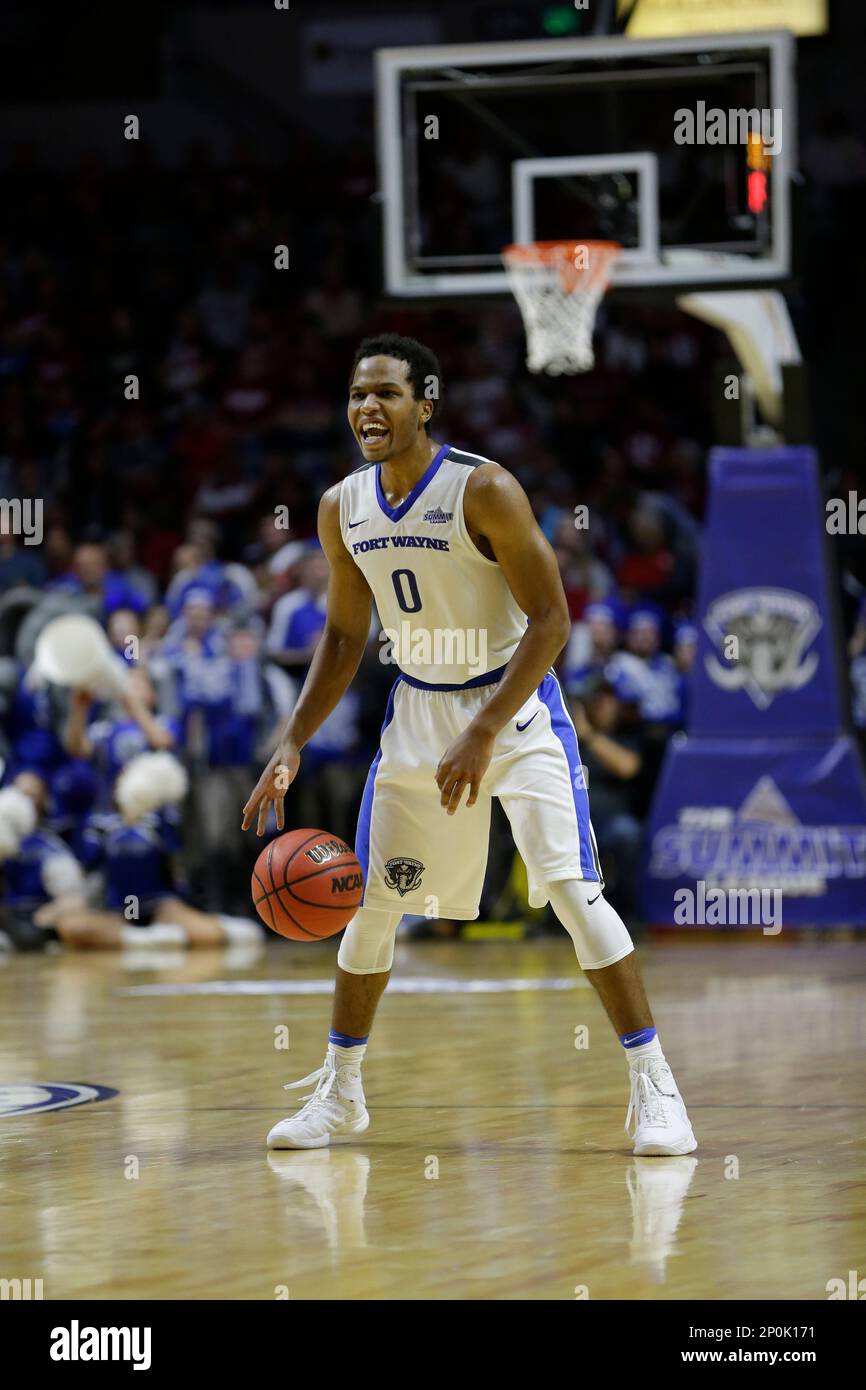 IPFW guard Mo Evans (0) in action as IPFW played Indiana in an NCCA ...