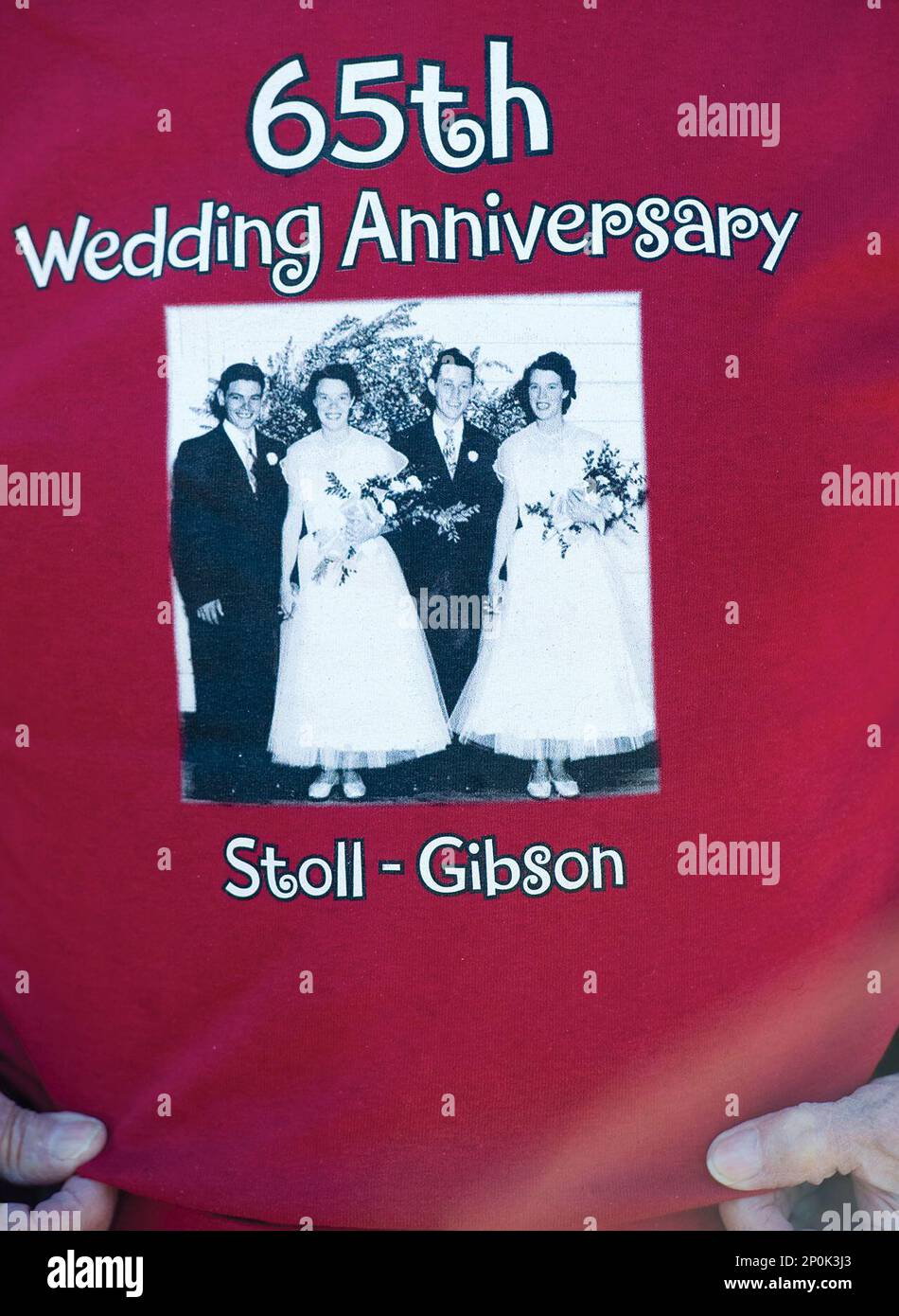 Twin sisters Ila Stoll, second from left, and Nila Gibson are ...