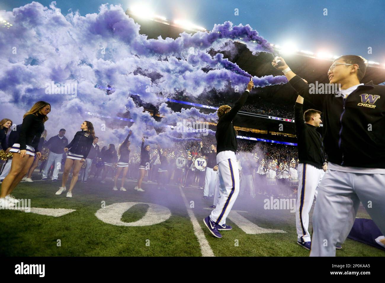 SEATTLE, WA - NOVEMBER 19: Washington cheer members get ready to lead ...