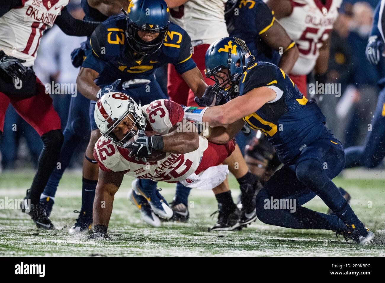 Oklahoma running back Samaje Perine (32) during the NCAA college ...