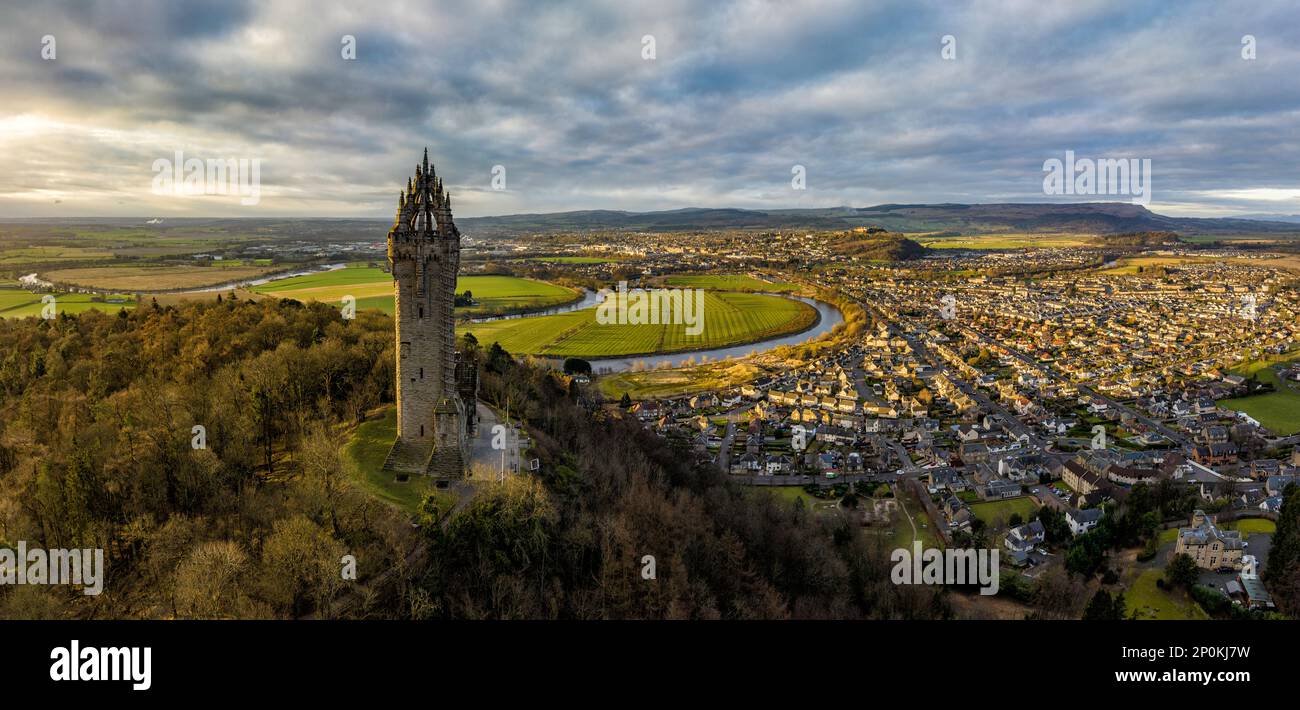 Wallace monument sunrise hi-res stock photography and images - Alamy