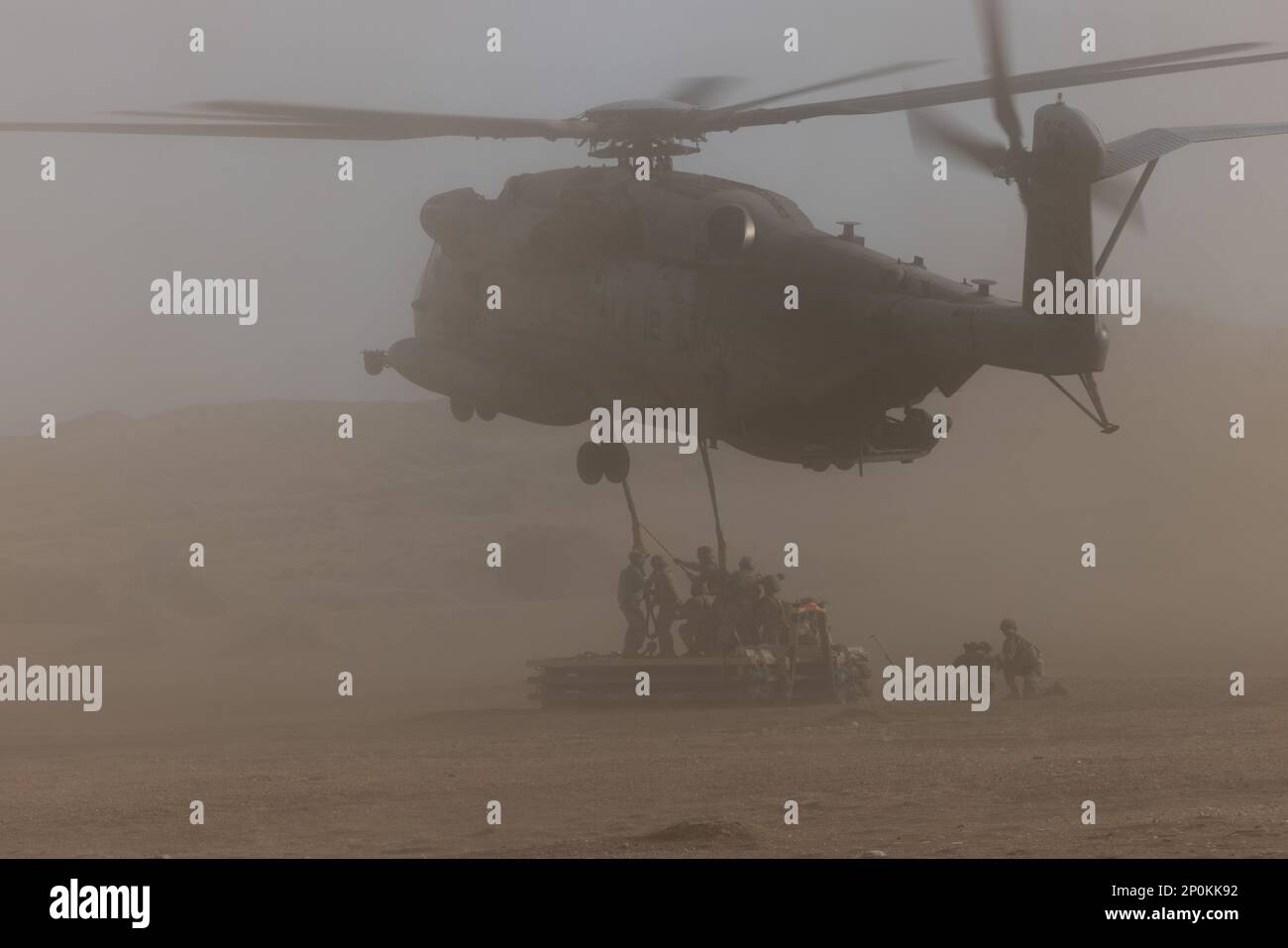 U.S. Marines with Marine Heavy Helicopter Squadron (HMH) 464 and U.S ...