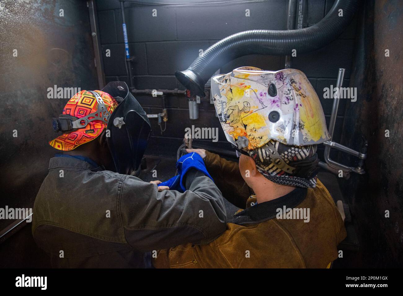 Specialized in welding hi-res stock photography and images - Alamy