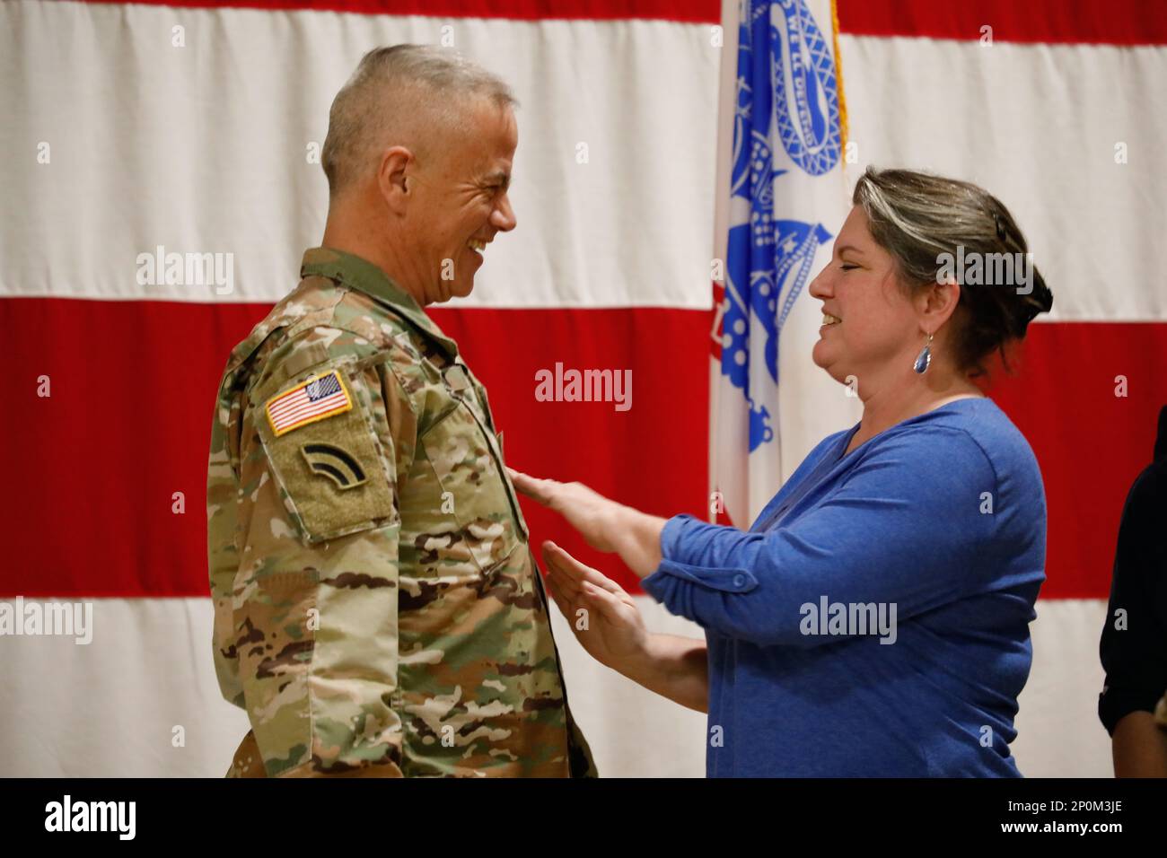New York Army National Guard Chaplain Douglas Brock's wife Lori pins on ...