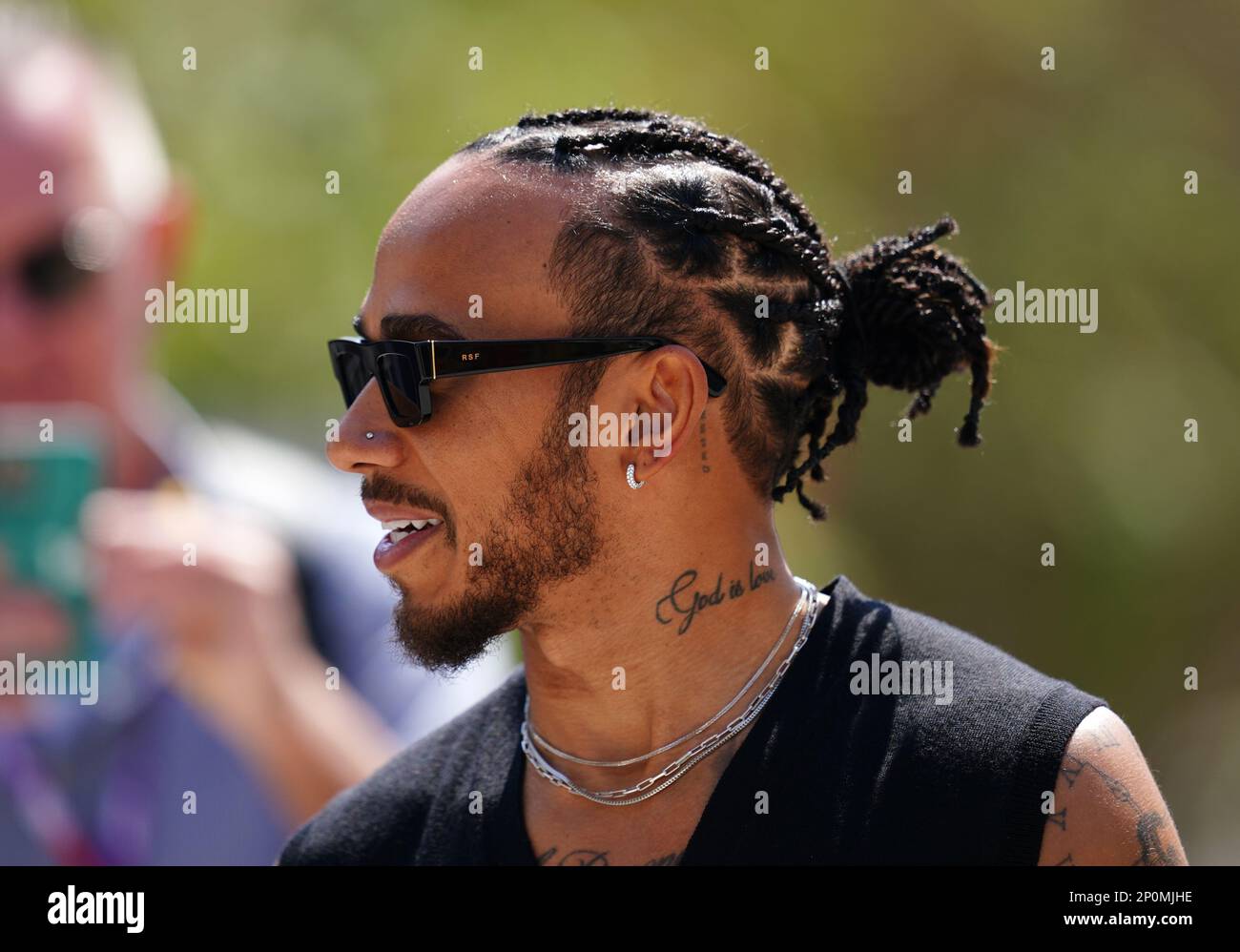 Lewis hamilton 2023 friday bahrain hi-res stock photography and images ...