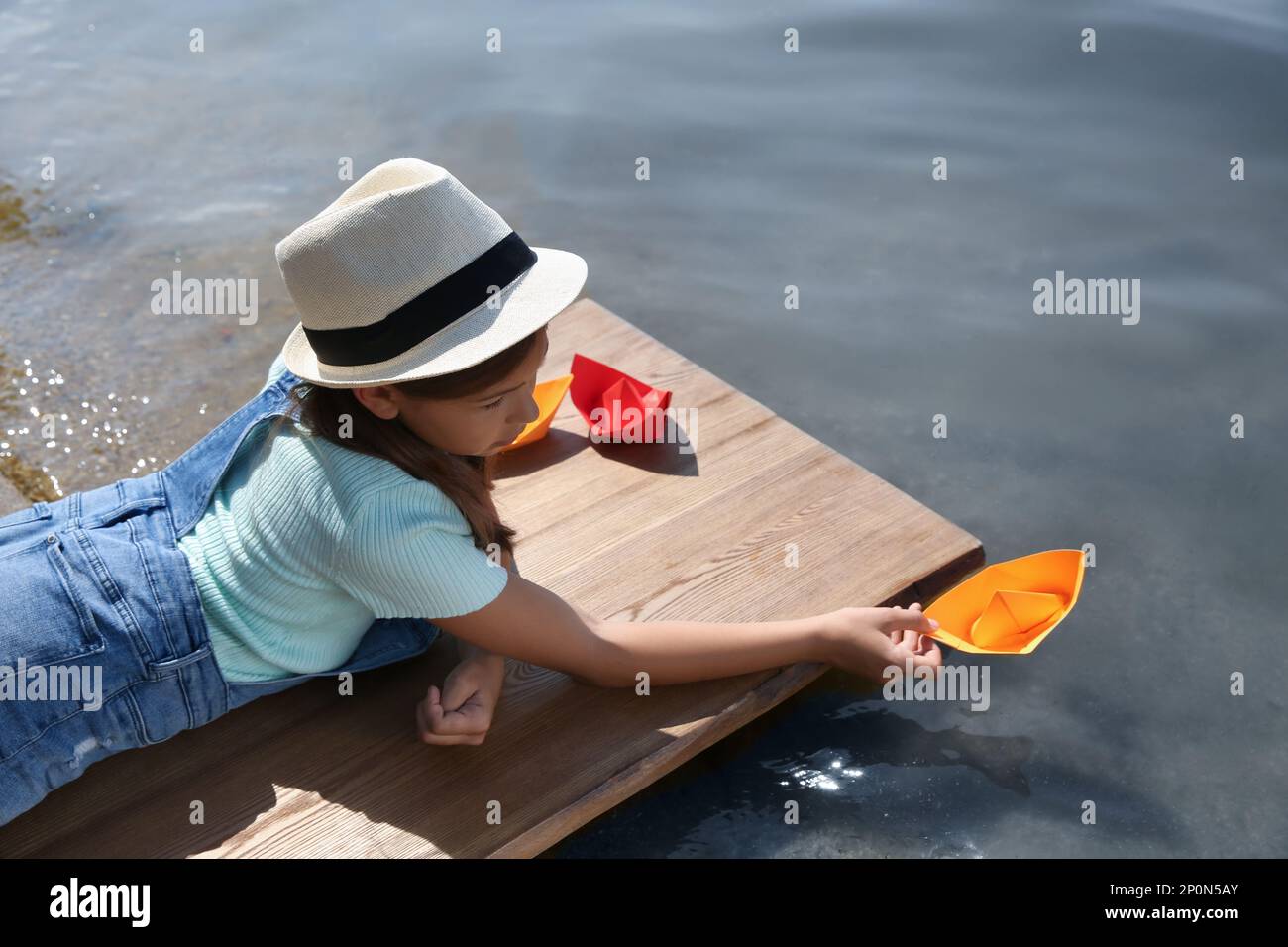 Tween boat hi-res stock photography and images - Alamy