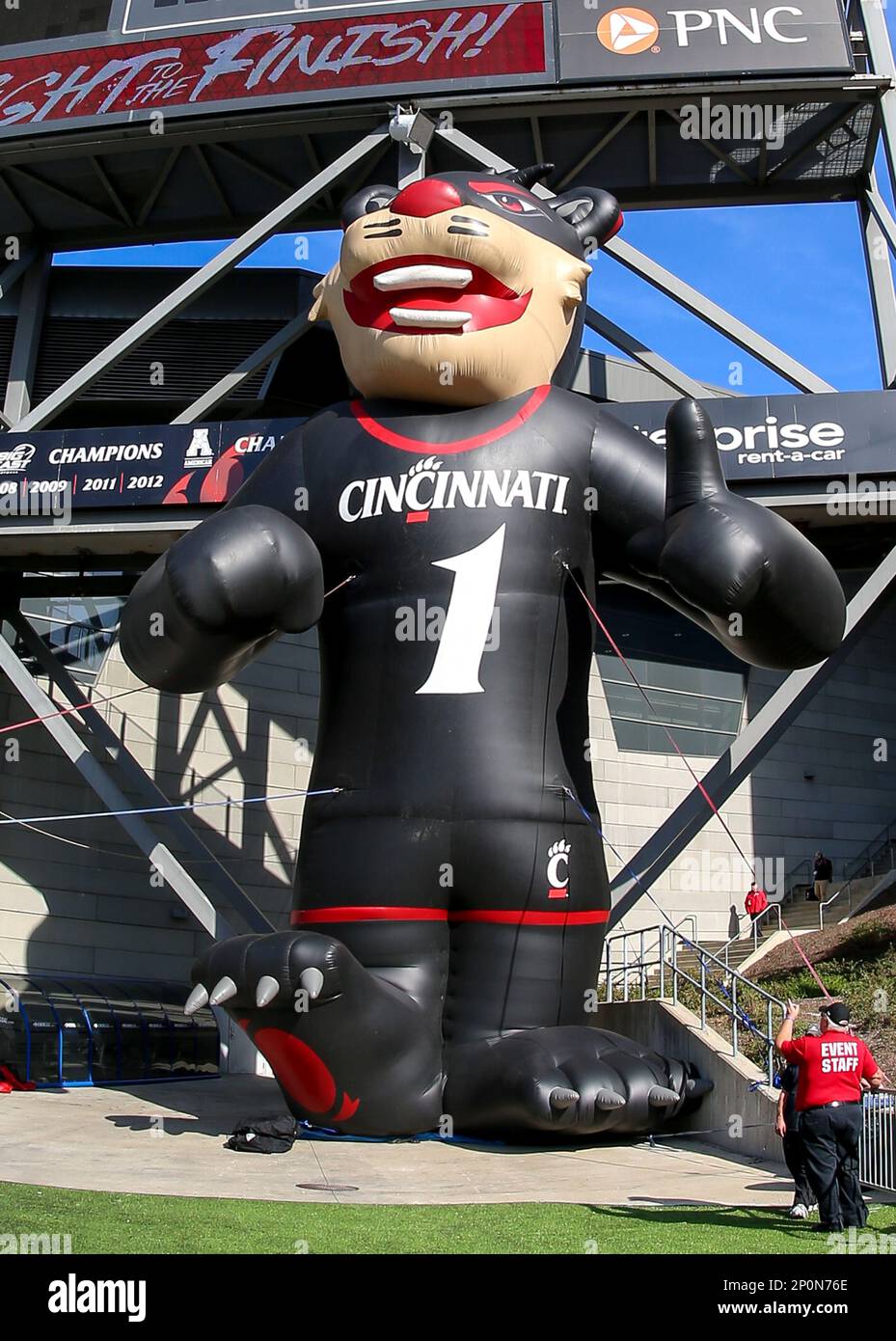 CINCINNATI, OH - NOVEMBER 05: The Cincinnati Bearcats inflatable mascot ...