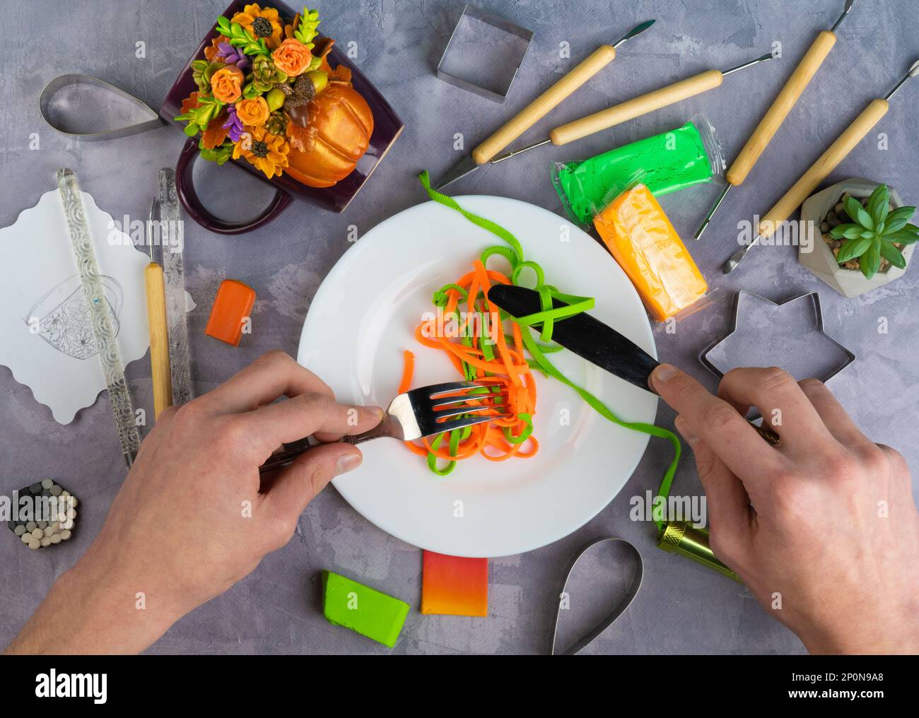 Wite clay hi-res stock photography and images - Alamy