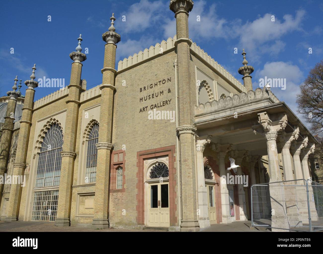 Brighton Museum and Art Gallery, Royal Pavilion Gardens, Brighton, UK ...