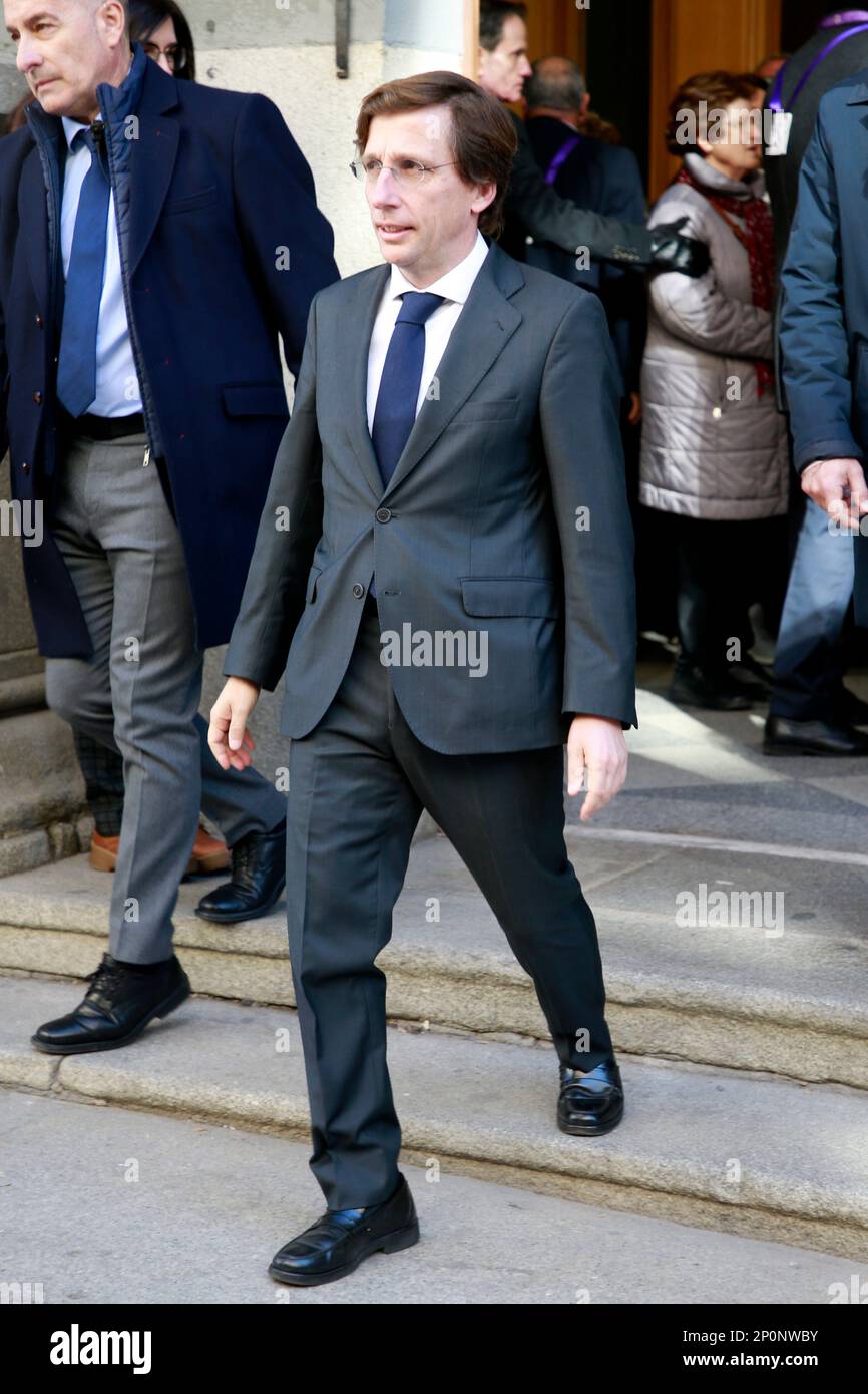 The mayor of Madrid, José Luis Martínez-Almeida, arriving at the ...