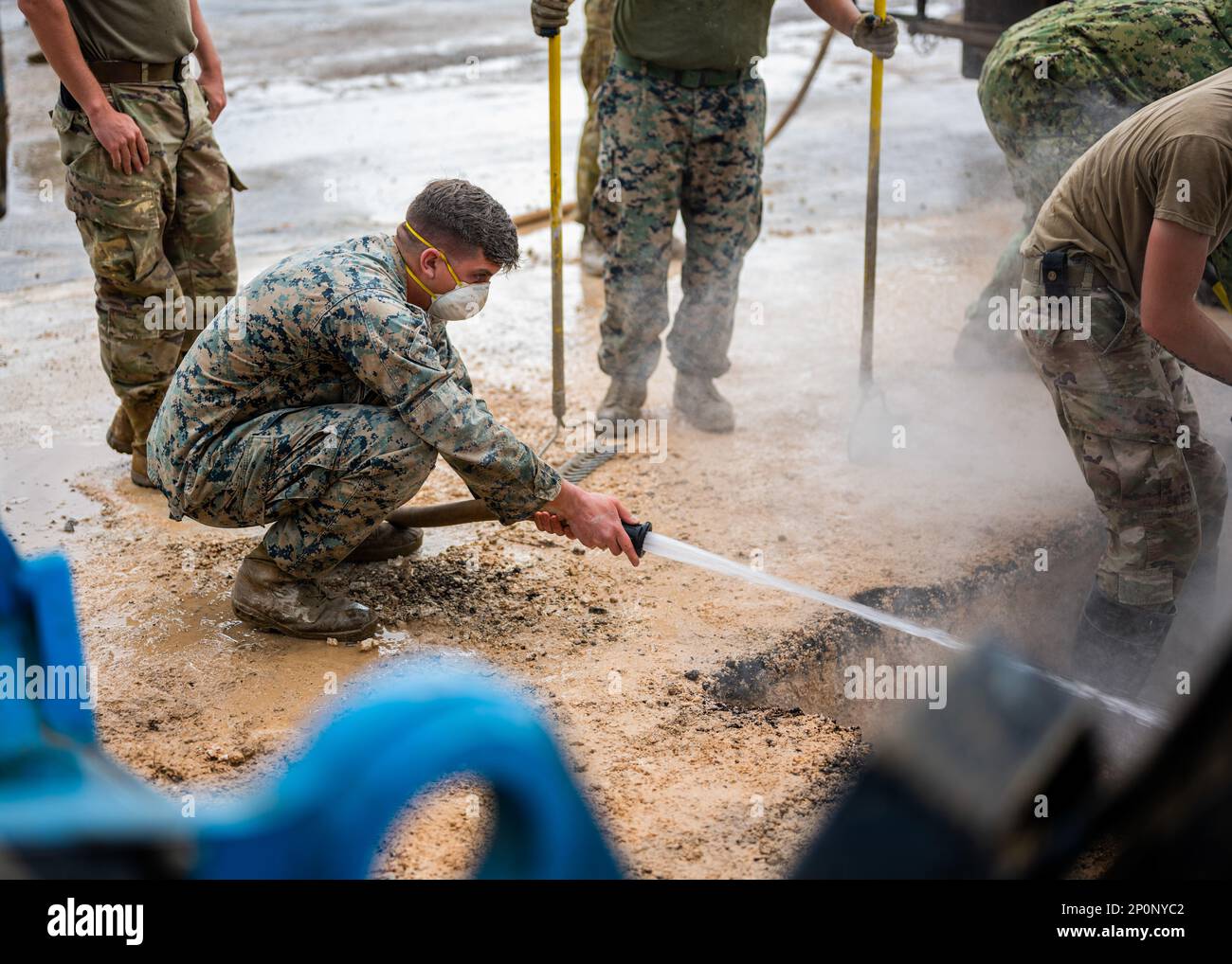 A U.S. Marine participates in a joint, multilateral rapid airfield ...
