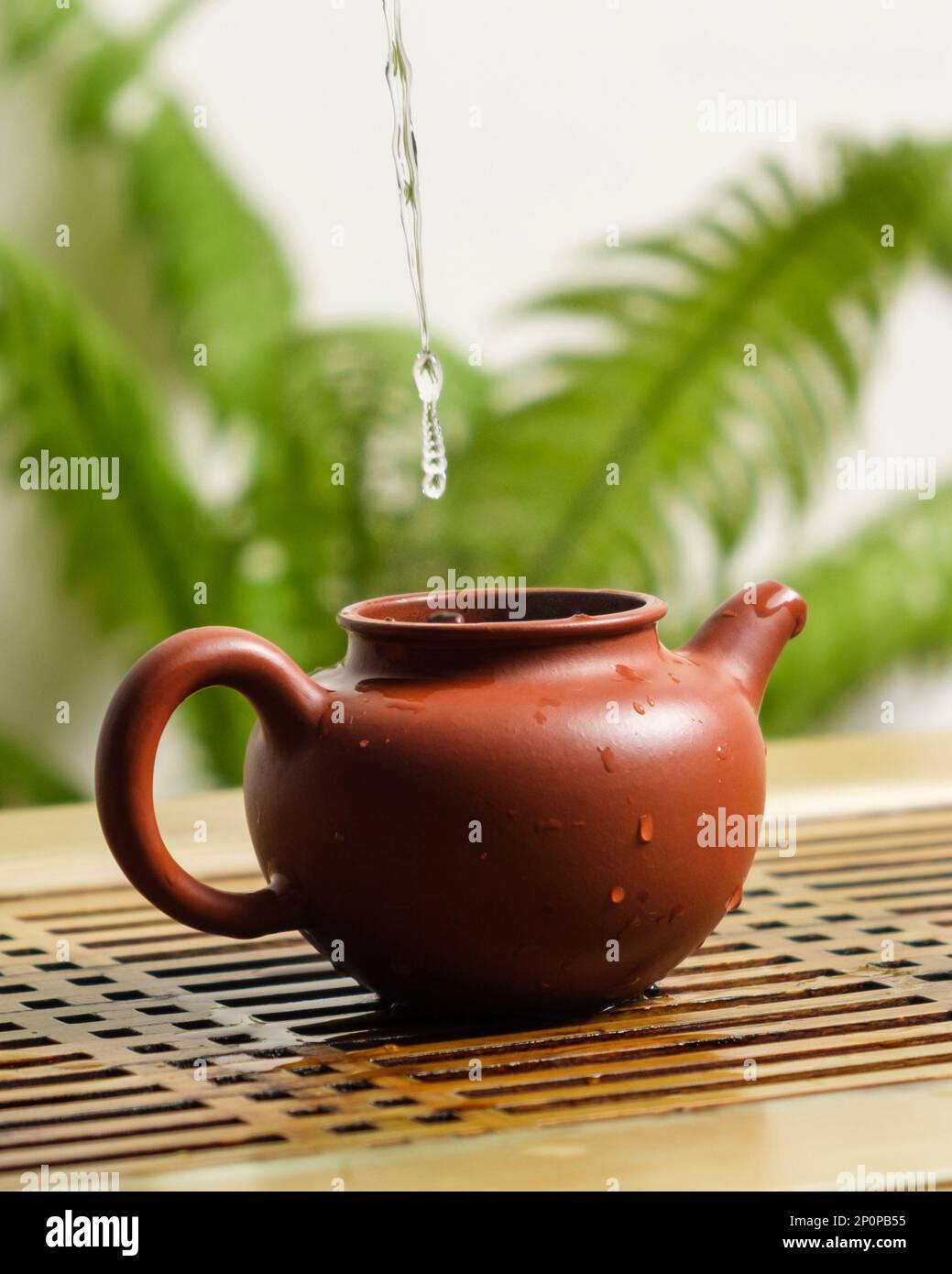 Traditional chinese yixing clay hi-res stock photography and images - Alamy