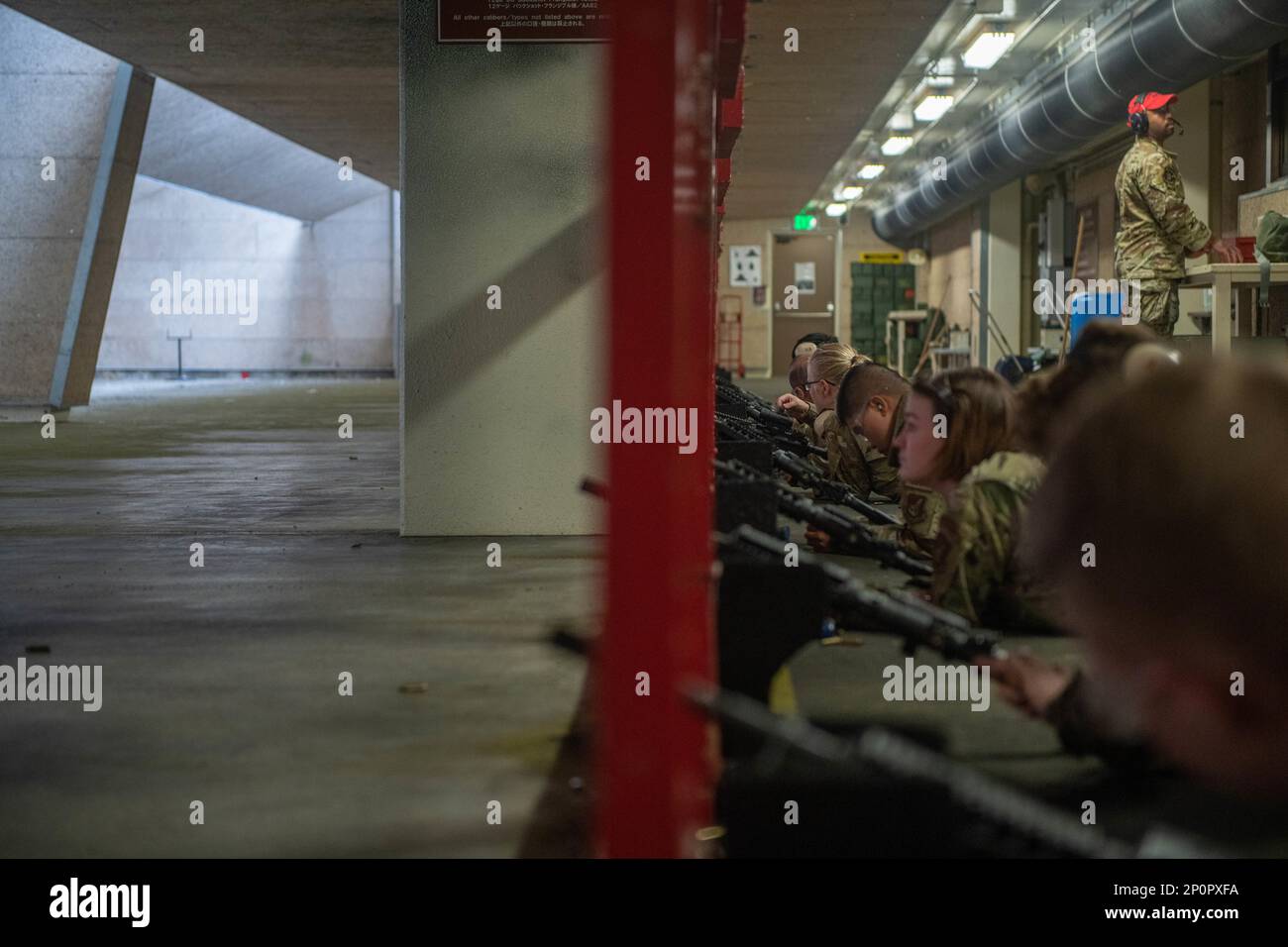 Await instructions hi-res stock photography and images - Alamy