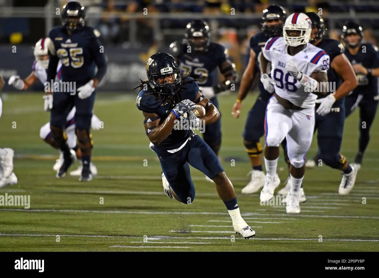 22 October 2016: FIU wide receiver Darrius Scott (14) takes a reception ...