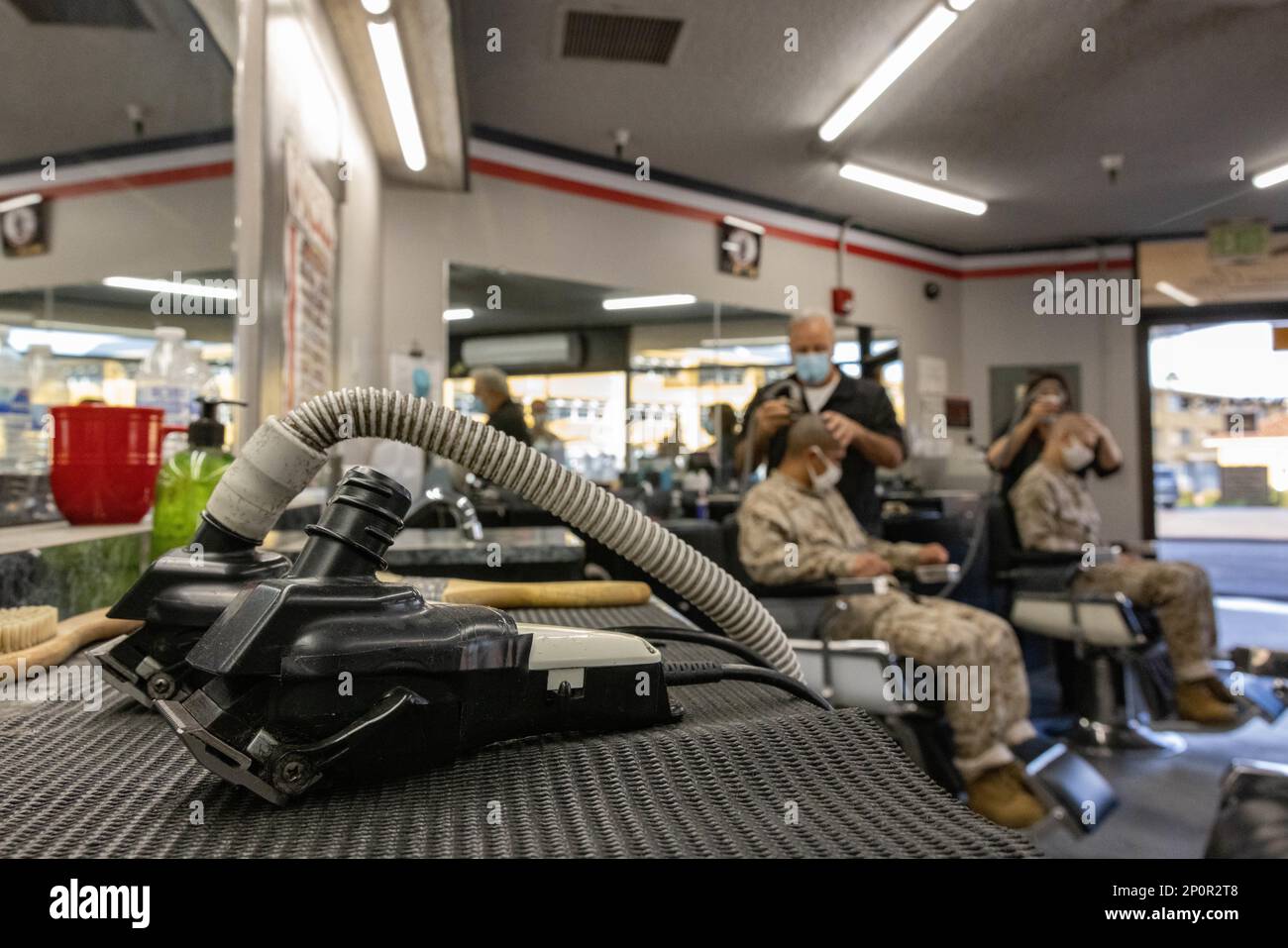 U.S. Marine Corps recruits with Charlie Company, 1st Recruit Training ...