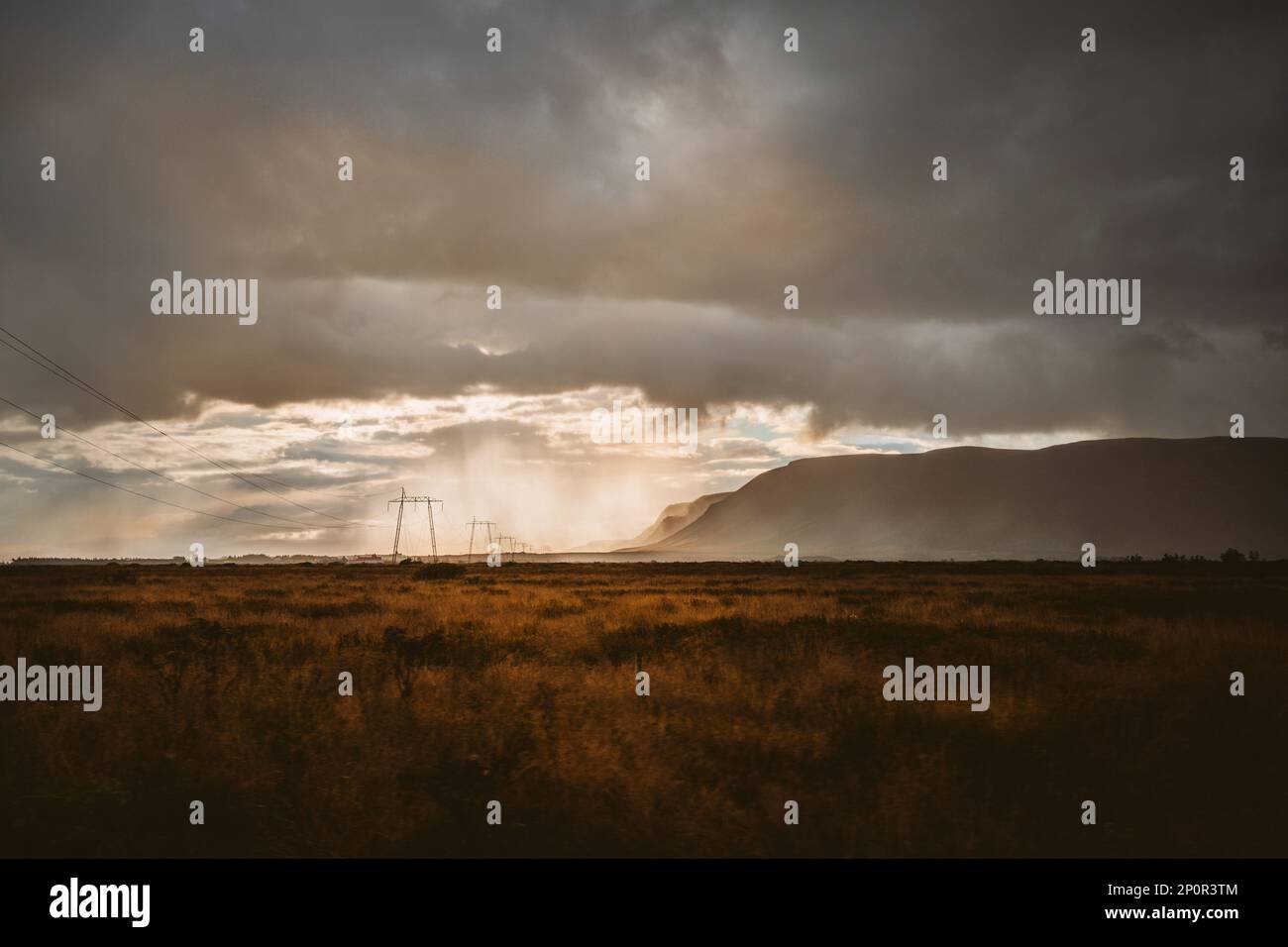 Electricity pylons in endless hi-res stock photography and images - Alamy