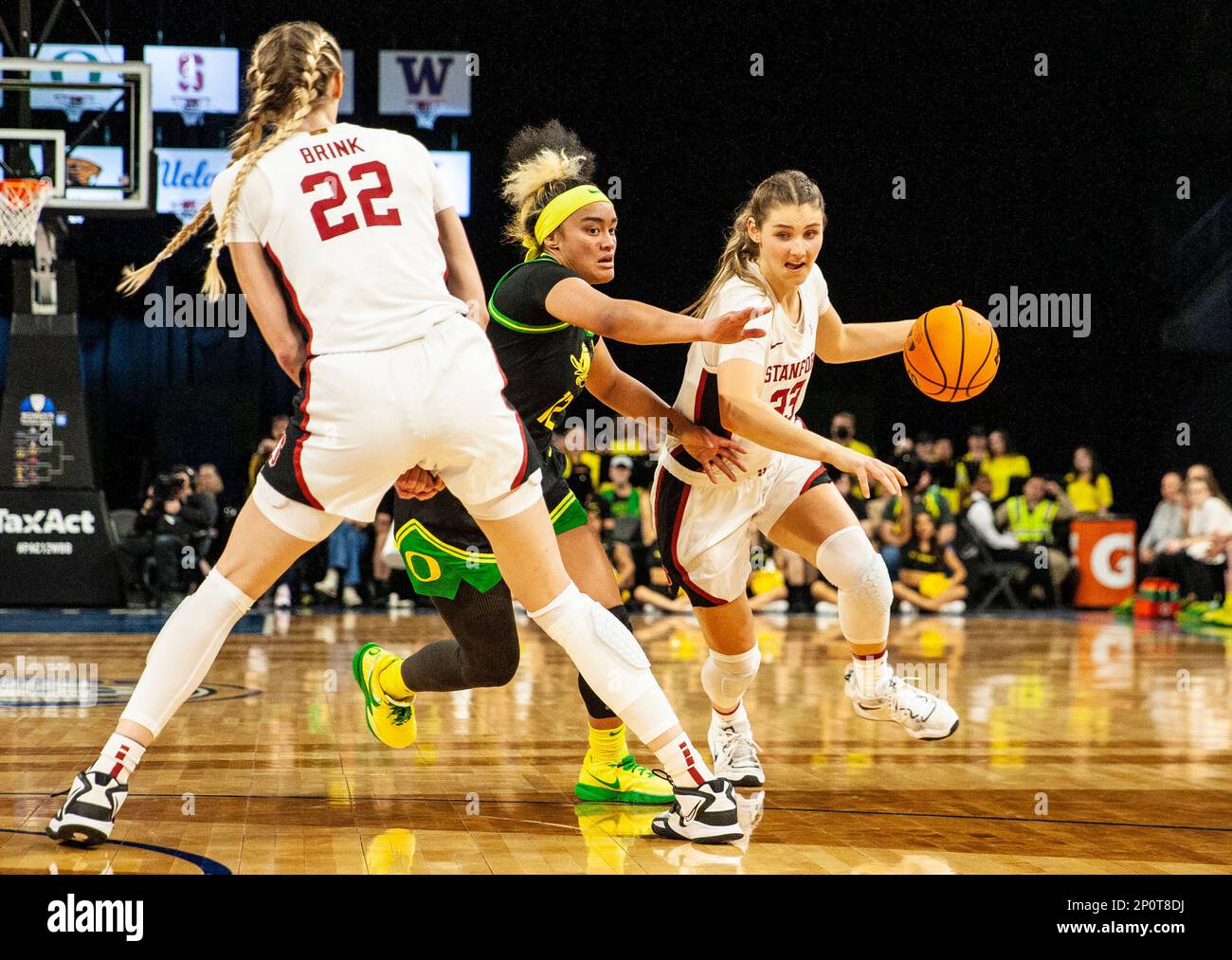 LasVegas, NV, USA. 02nd Mar, 2023. A. Stanford guard Hannah Jump (33 ...