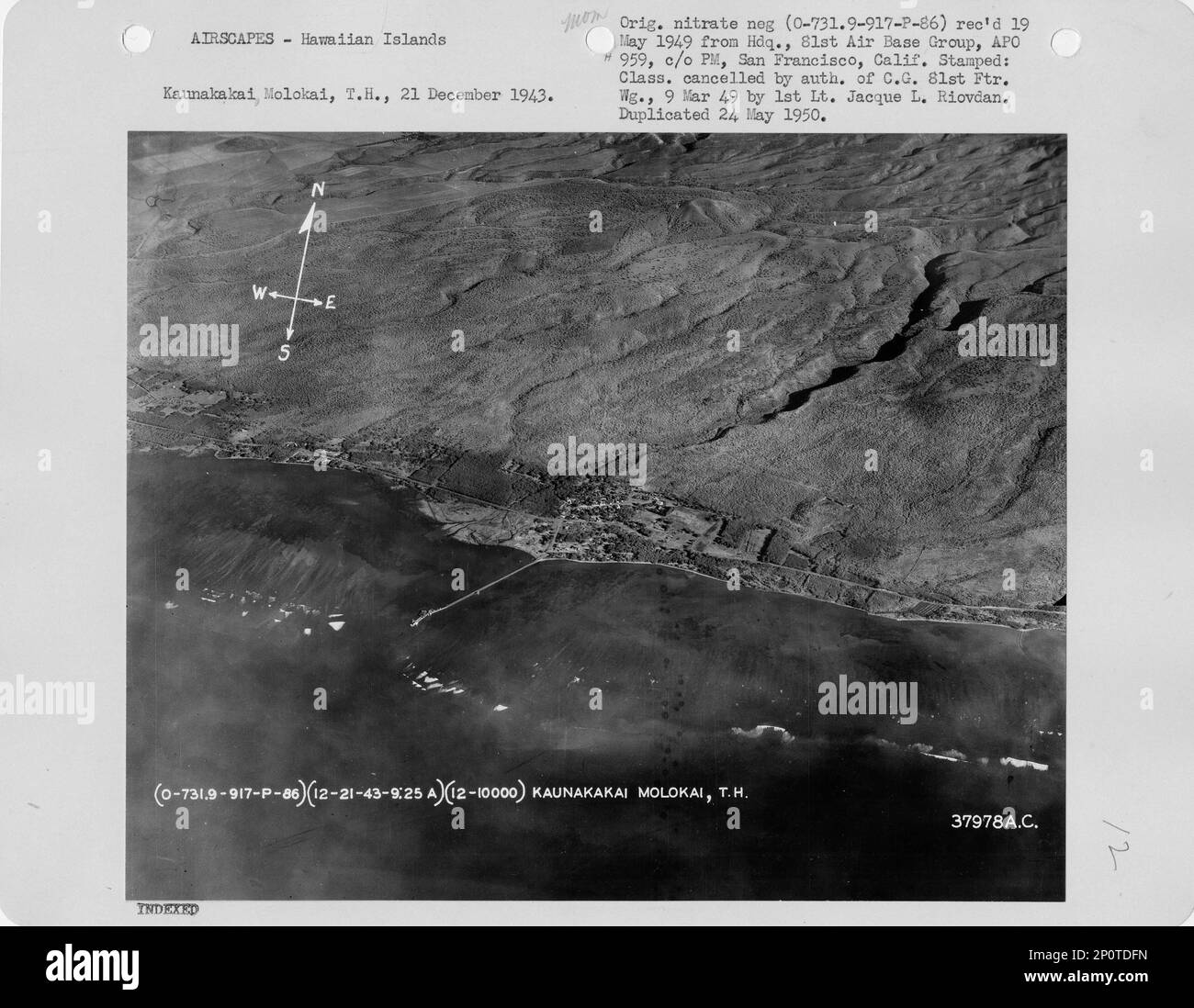 Molokai aerial Black and White Stock Photos & Images - Alamy