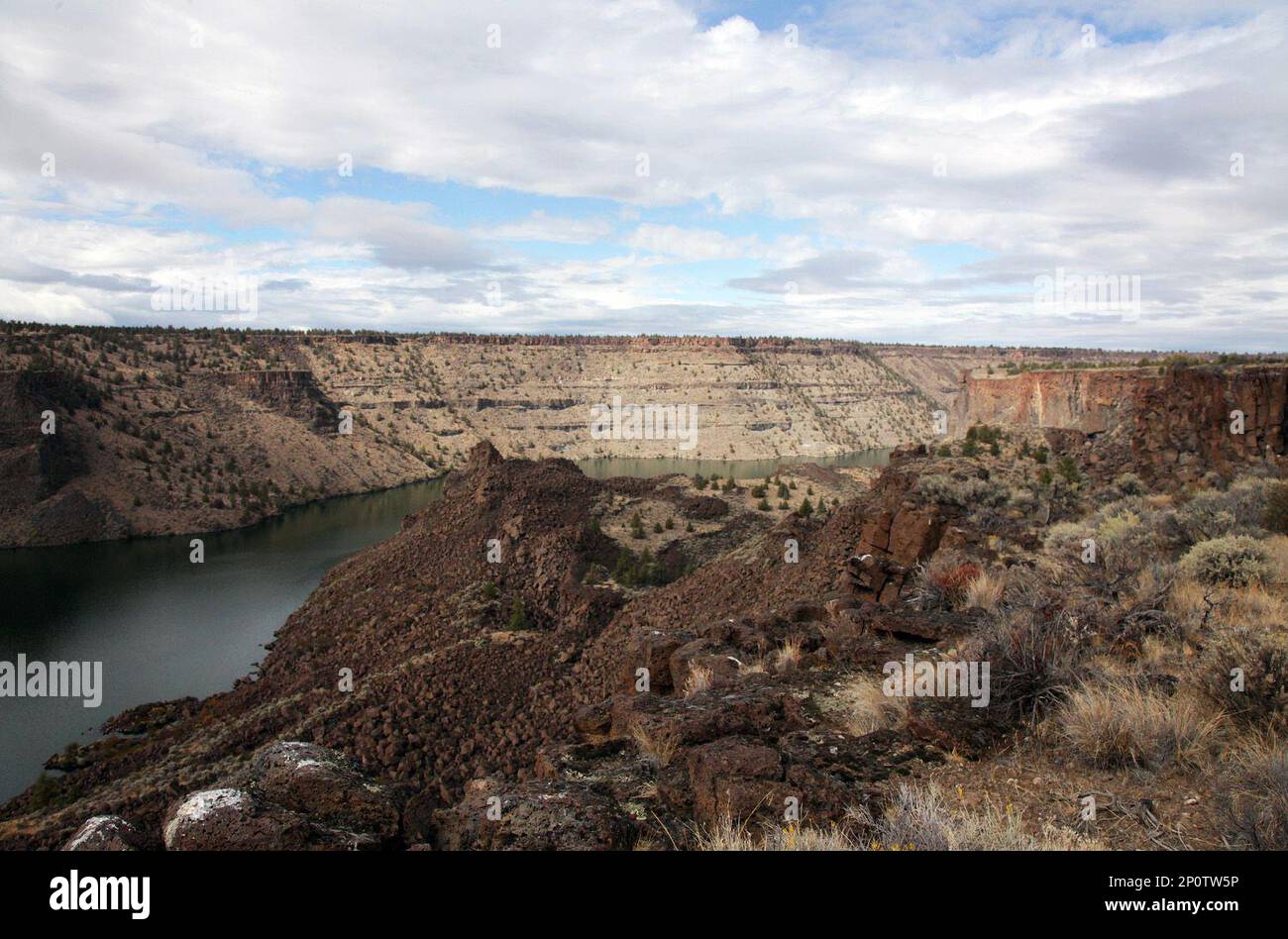 Views from the Island, situated in the middle of Cove Palisades State ...
