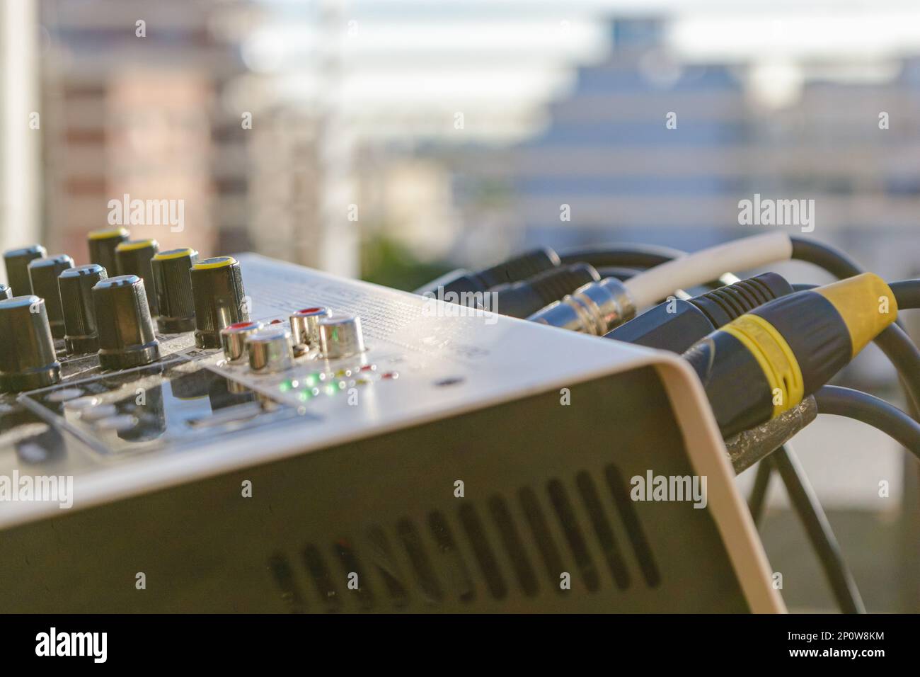 Mixer input mixer hi-res stock photography and images - Alamy