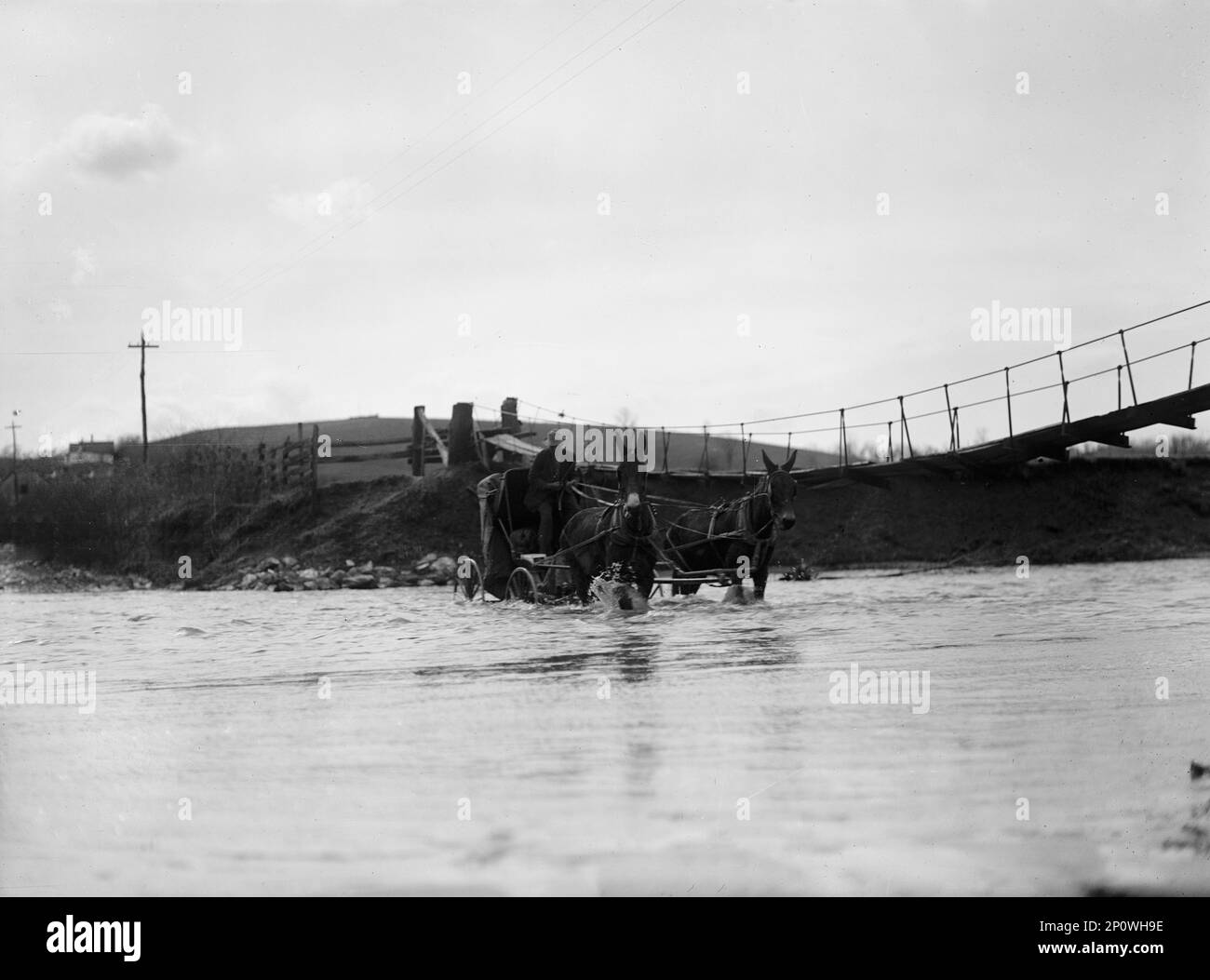 Feud - Scenes in Virginia Mountain Town at Trial After Feud, 1912 ...