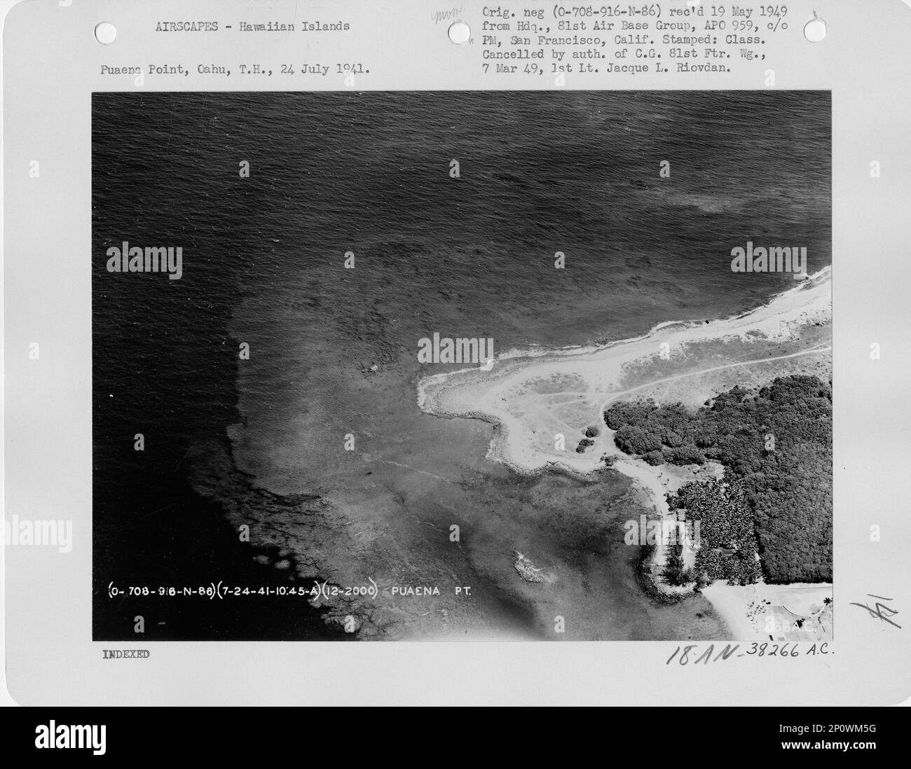 Hawaii - Puaena Point through Pulemoku Rock, Aerial Photograph Stock ...