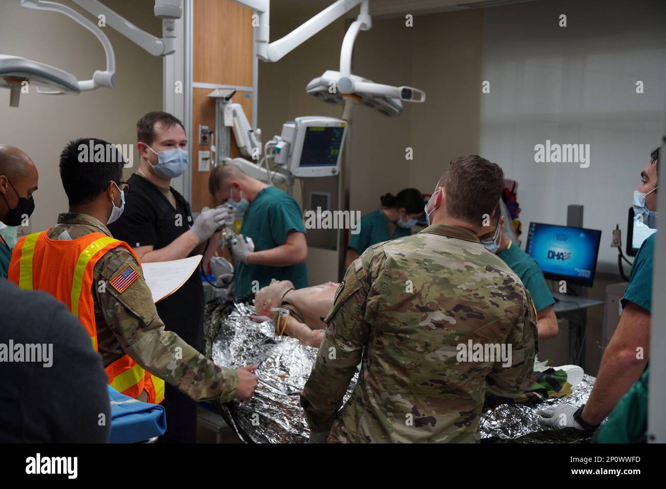 Emergency providers hi-res stock photography and images - Alamy
