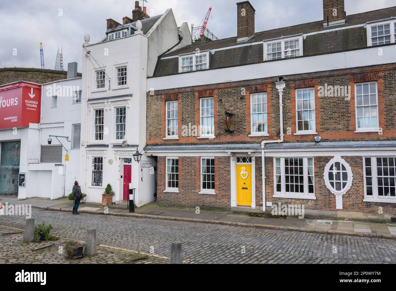 The House by the Thames, Bankside, Southwark, London, England, UK Stock ...