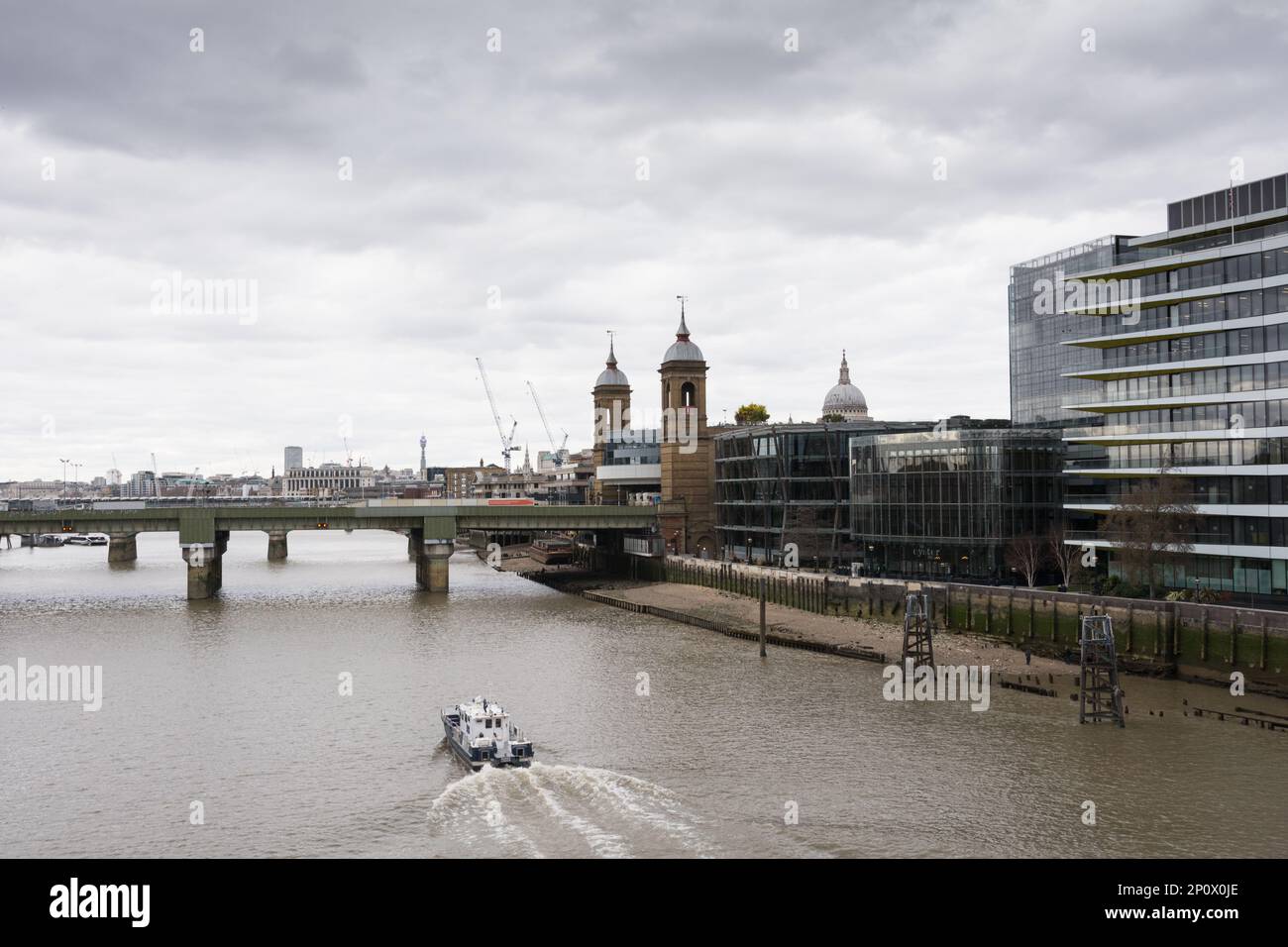 Cannon Street station and railway bridge, City of London, EC4, England ...