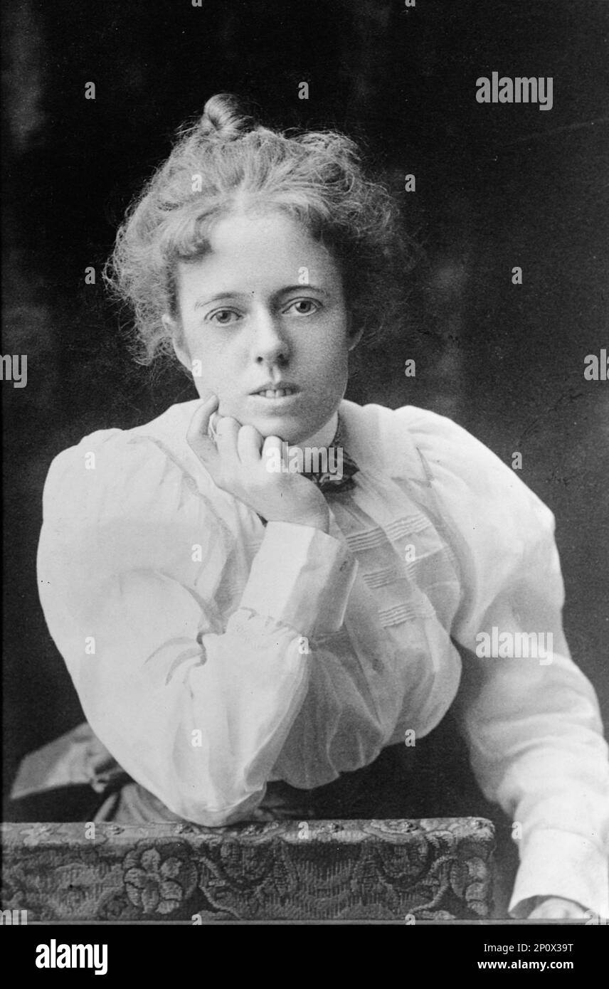 Sallie Hovey, 1917. American suffragist Sallie W. Hovey was Chair of ...