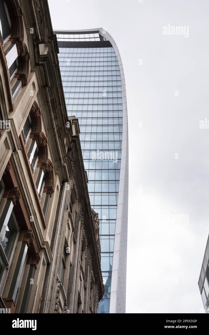 Rafael Viñoly's 20 Fenchurch Street, aka 'The Walkie-Talkie', City of ...