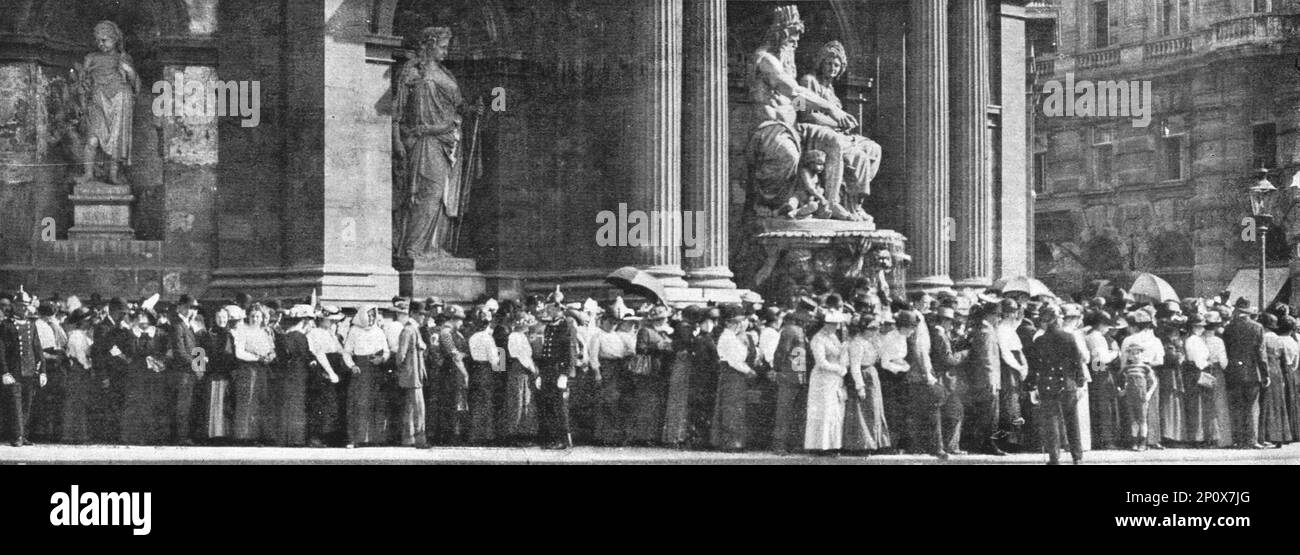 Vienna 1914 funeral archduke franz hi-res stock photography and images ...
