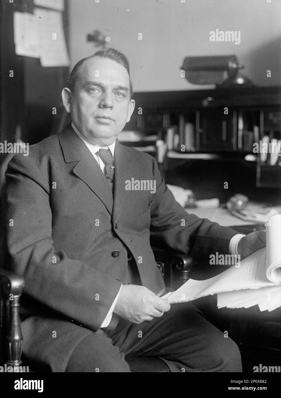 Edward king desk hi-res stock photography and images - Alamy