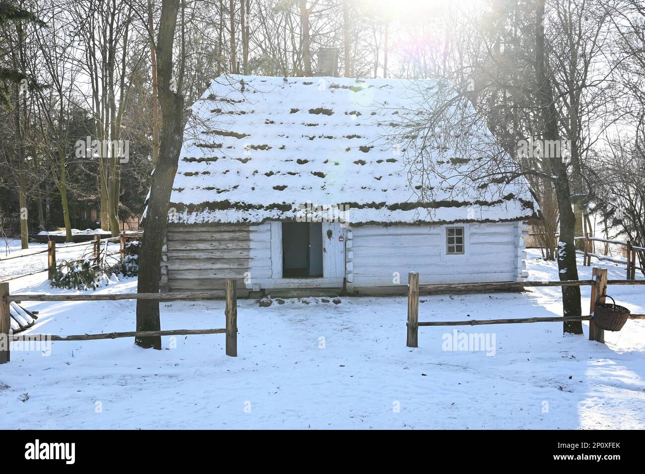 Lublin, Poland. 02/08/2023. Old Polish wooden thatched cottage covered ...