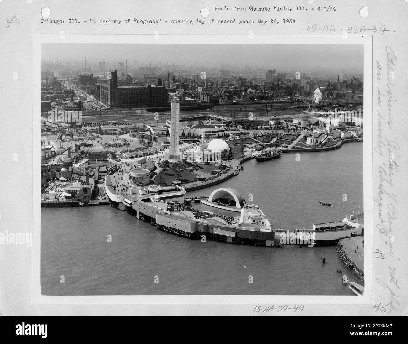 Birds eye view chicago illinois Black and White Stock Photos & Images ...