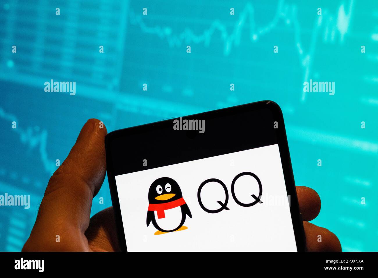 Qq logos hi-res stock photography and images - Alamy