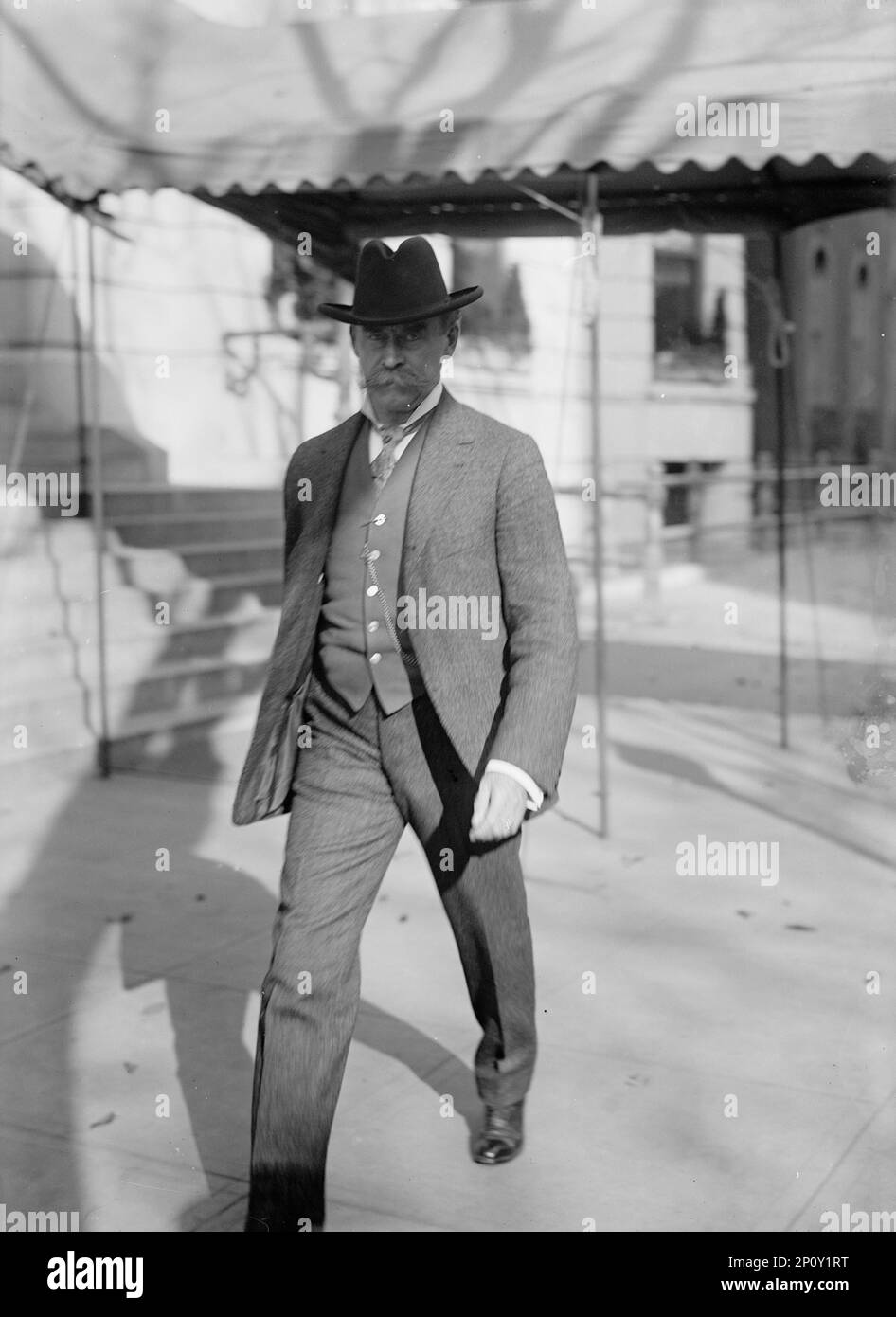 Rear Admiral R.E. Peary, U.S. Navy, 1914. Explorer, naval officer Stock ...