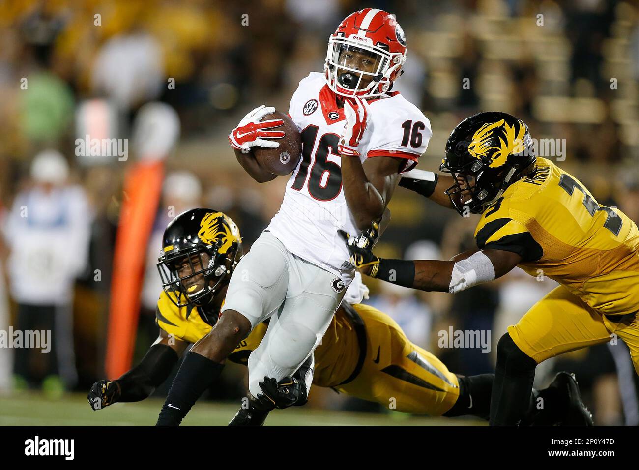 17 SEP 2016: Georgia Bulldogs wide receiver Isaiah McKenzie (16) drives ...