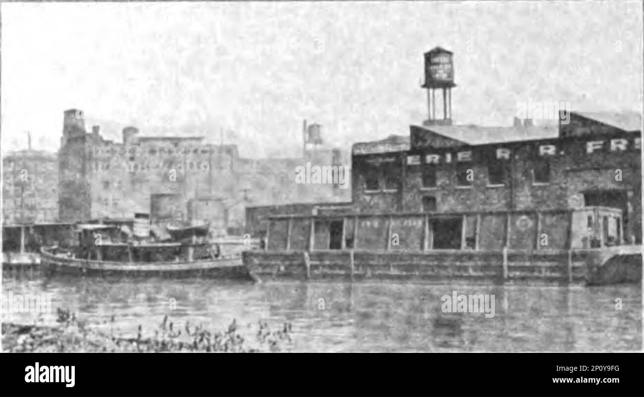 An Erie tugboat and barge on the Chicago River in 1917 Stock Photo - Alamy