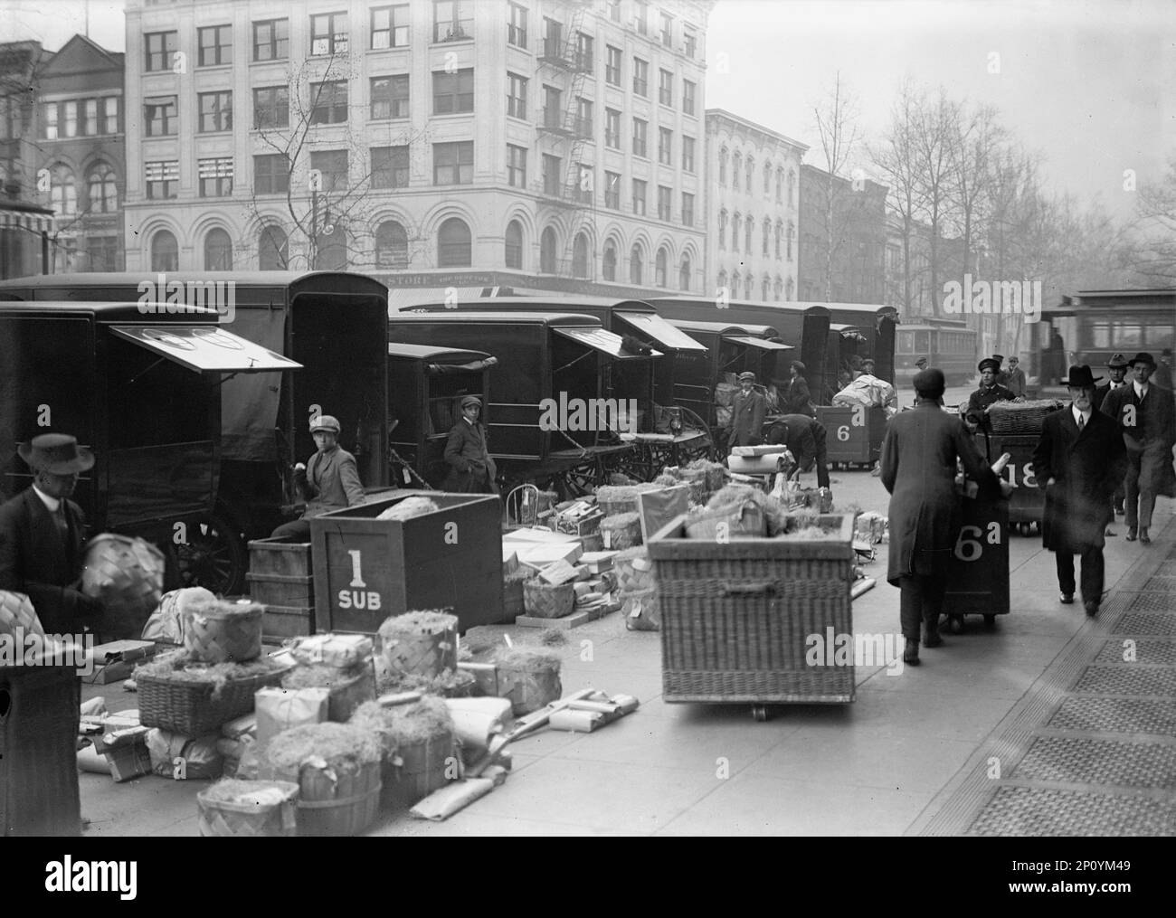 Woodward & Lothrop's Department Store, Washington, D.C. Trucks, 1912 ...