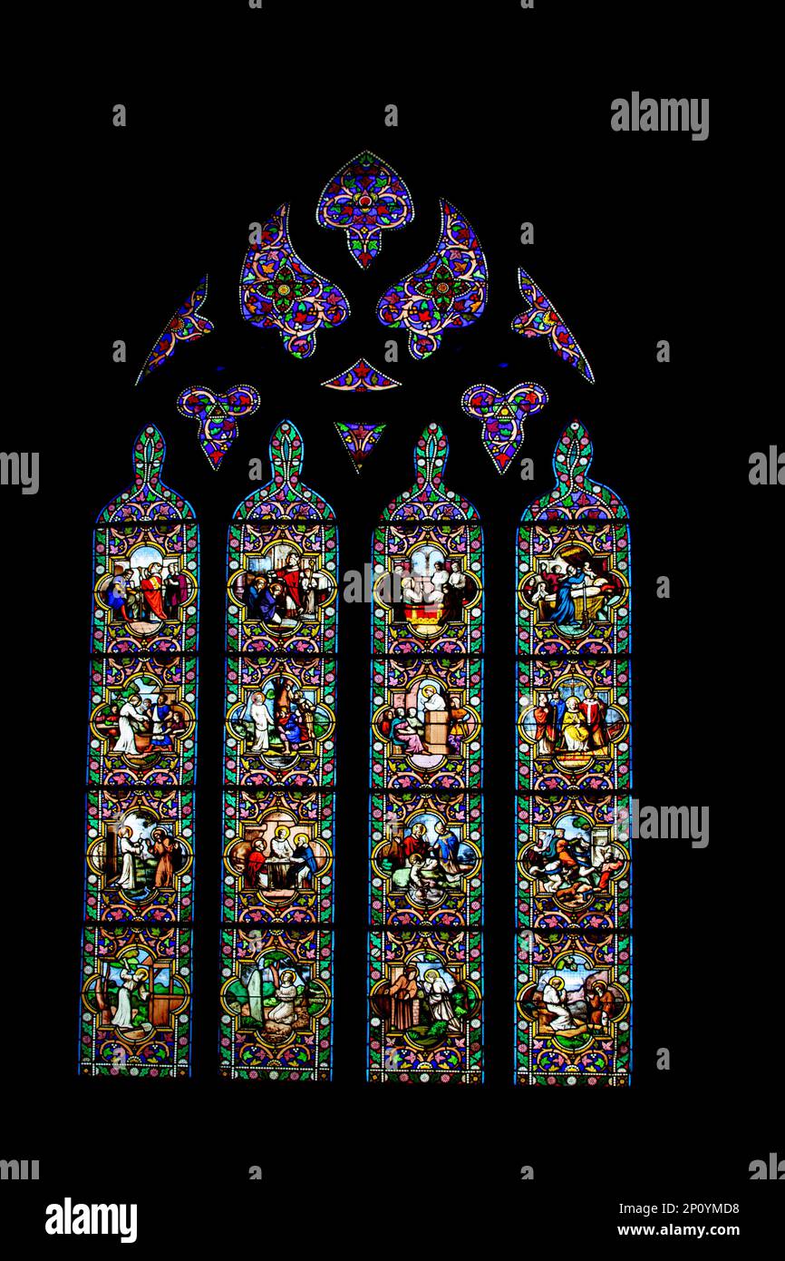 Quimper. Stained glass window in the Saint-Corentin cathedral ...