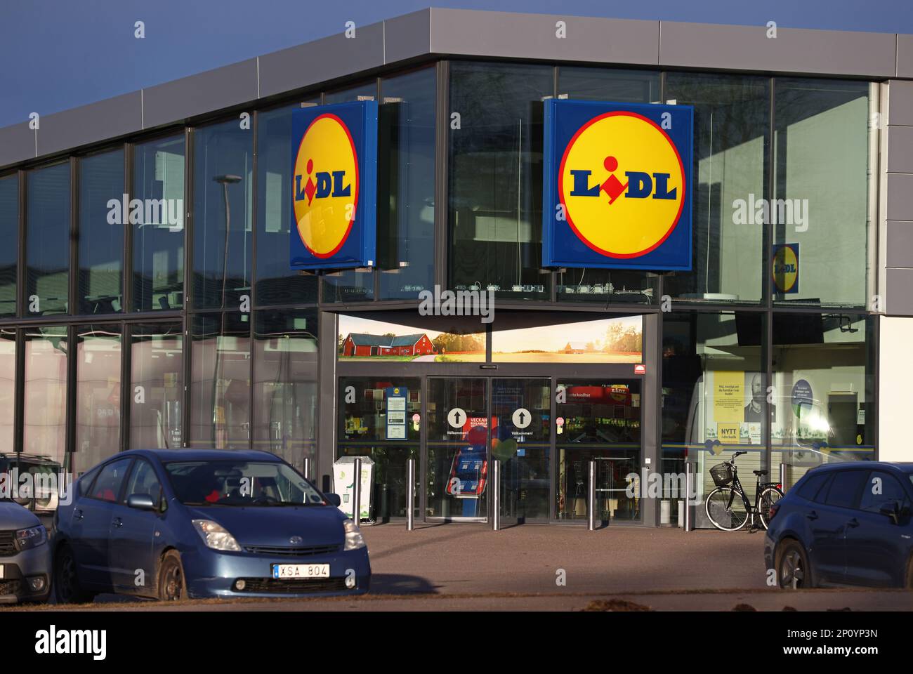 Lidl logga hi-res stock photography and images - Alamy
