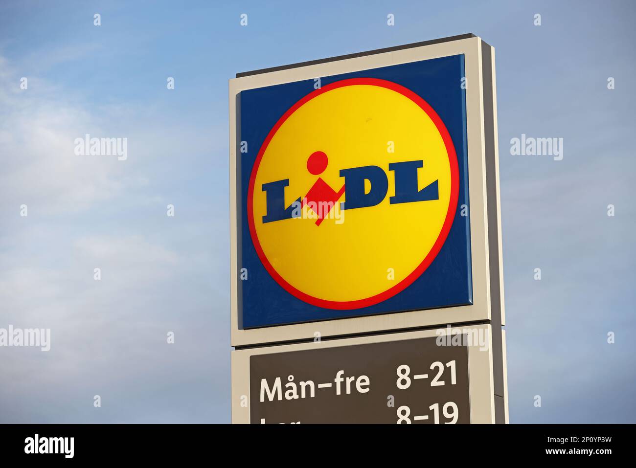 Lidl logga hi-res stock photography and images - Alamy