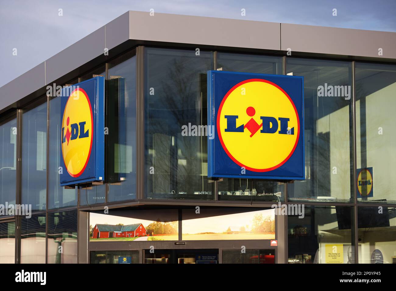 Lidl logga hi-res stock photography and images - Alamy
