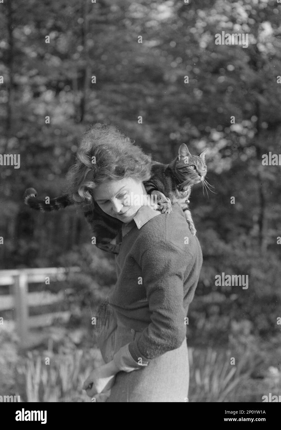 Eva le gallienne hi-res stock photography and images - Alamy